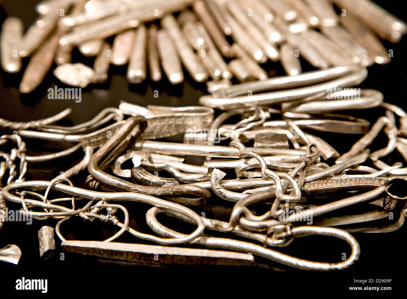 Hoards hi-res stock photography and images - Alamy