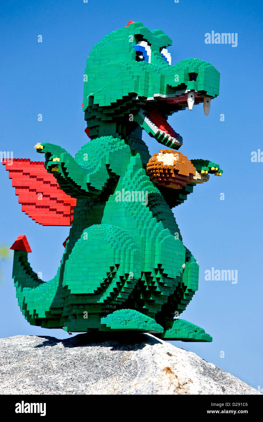 Pointing animal made from lego bric Stock Photo - Alamy