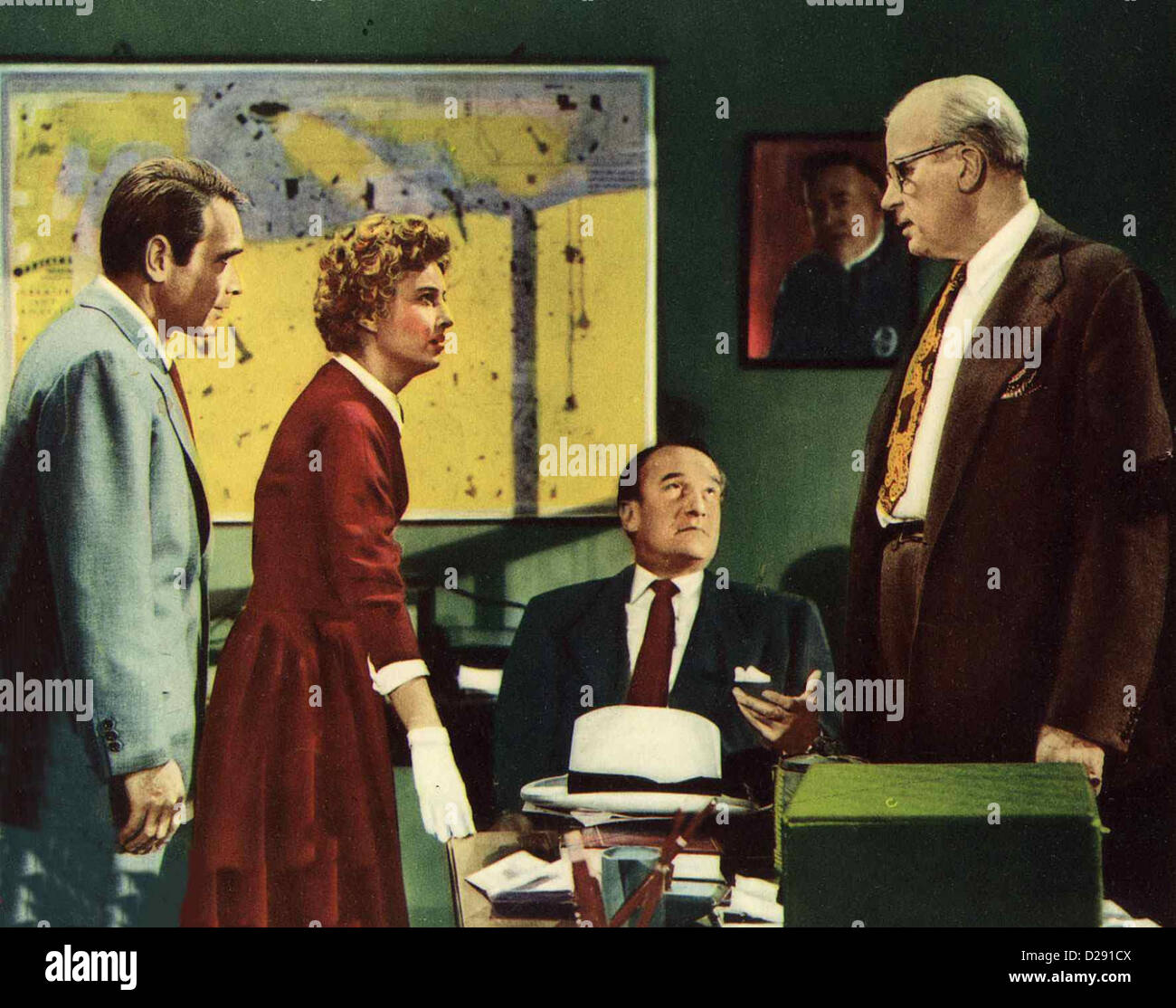 Witness to murder 1954 gary merrill hi-res stock photography and images ...