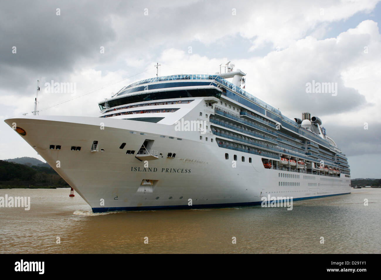 Panama, Princess Cruise Ship Passing Through Canal Stock Photo - Alamy