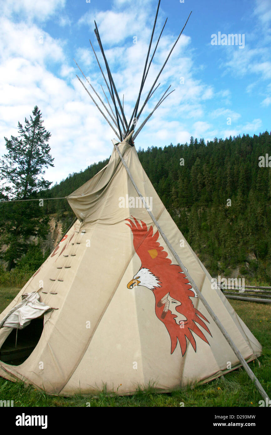 Teepee village hi-res stock photography and images - Alamy