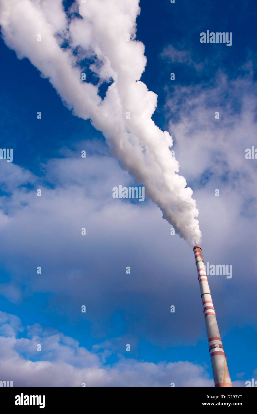 Chimney smoke stack industry architecture hi-res stock photography and ...