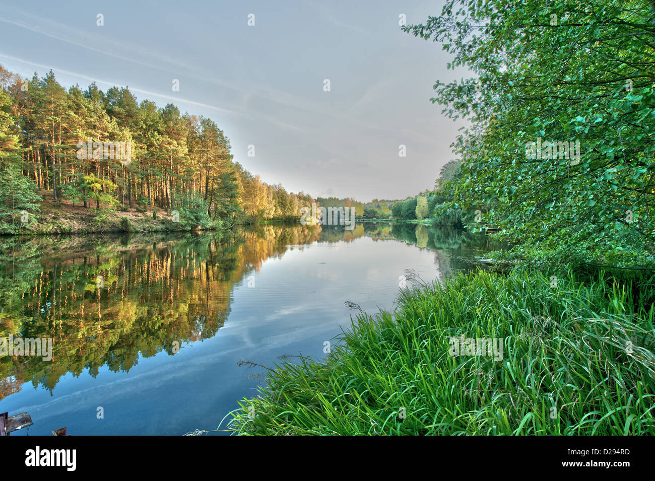 Nice lake hi-res stock photography and images - Alamy