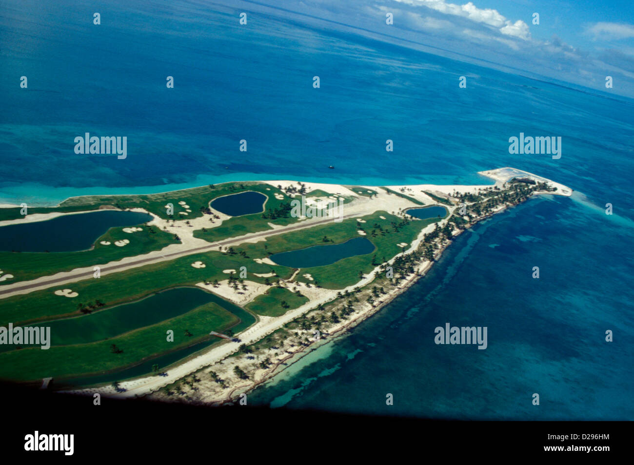 Caye Chapel Island Resort High Resolution Stock Photography and Images ...