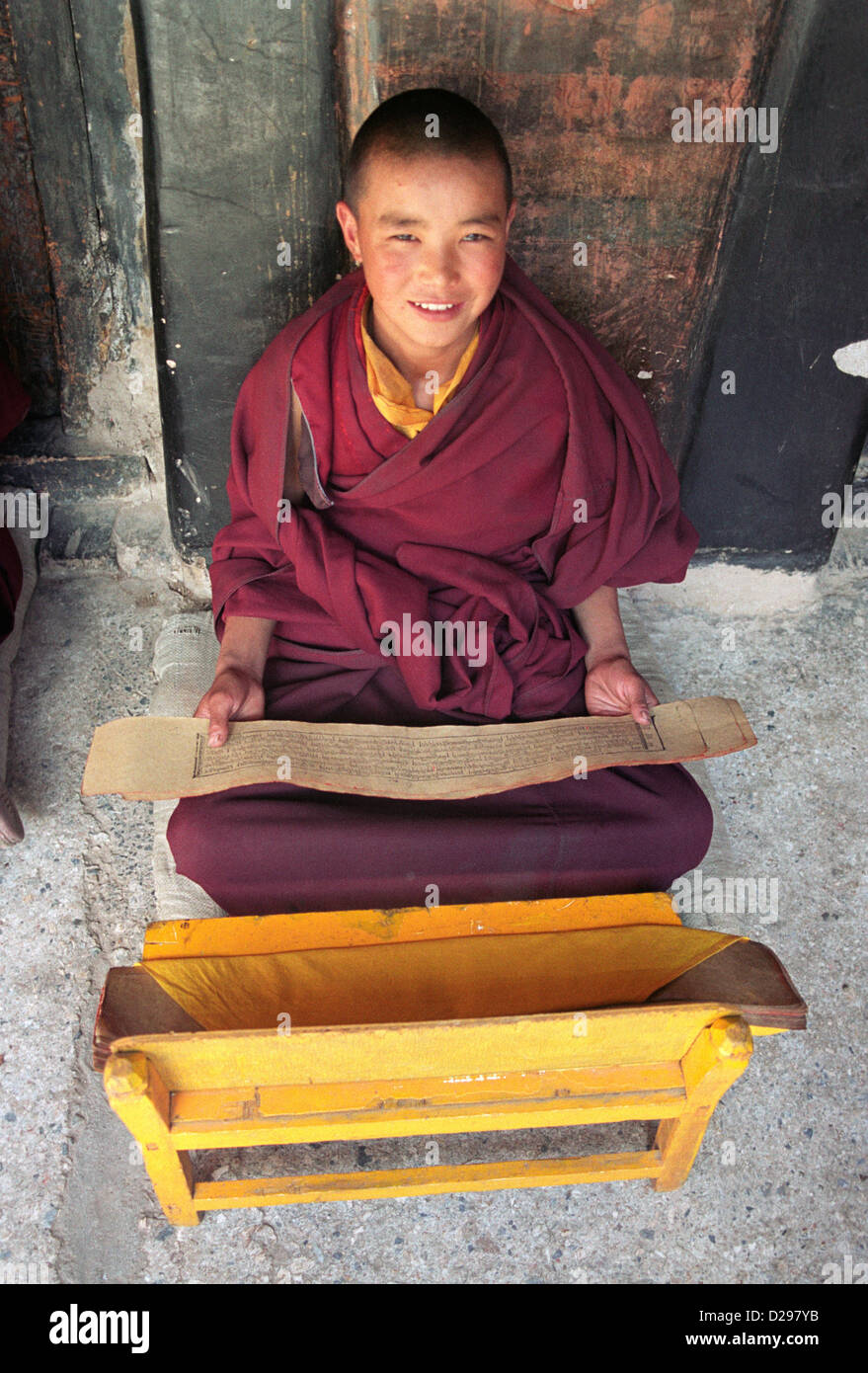 Tibetan scripts hi-res stock photography and images - Alamy