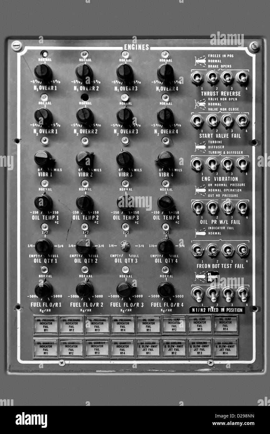 Aircraft control panel cockpit instrument Black and White Stock Photos ...