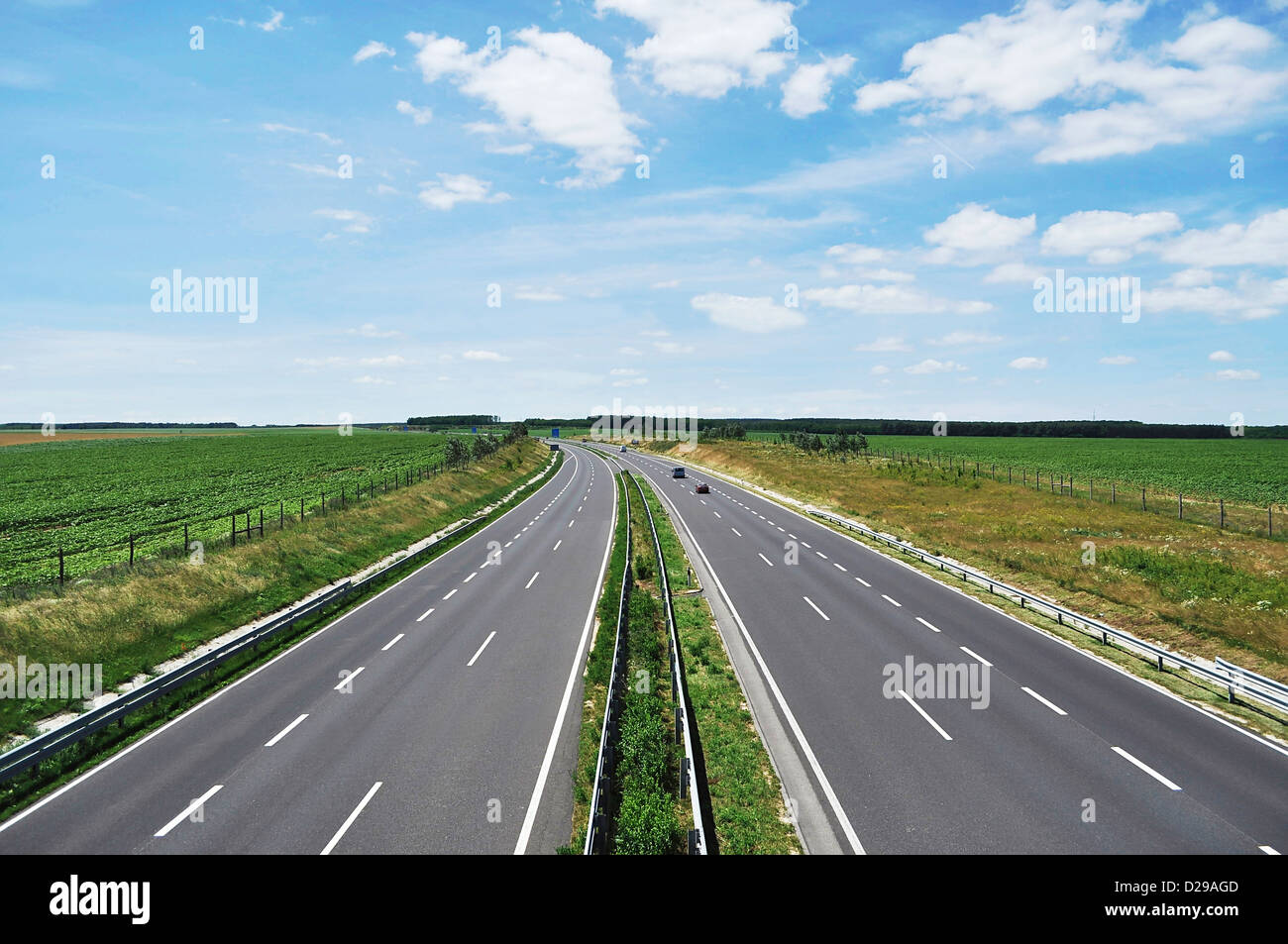 Four lane motorway hi-res stock photography and images - Alamy