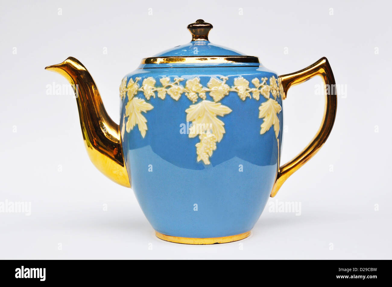 Victorian teapot hi-res stock photography and images - Alamy