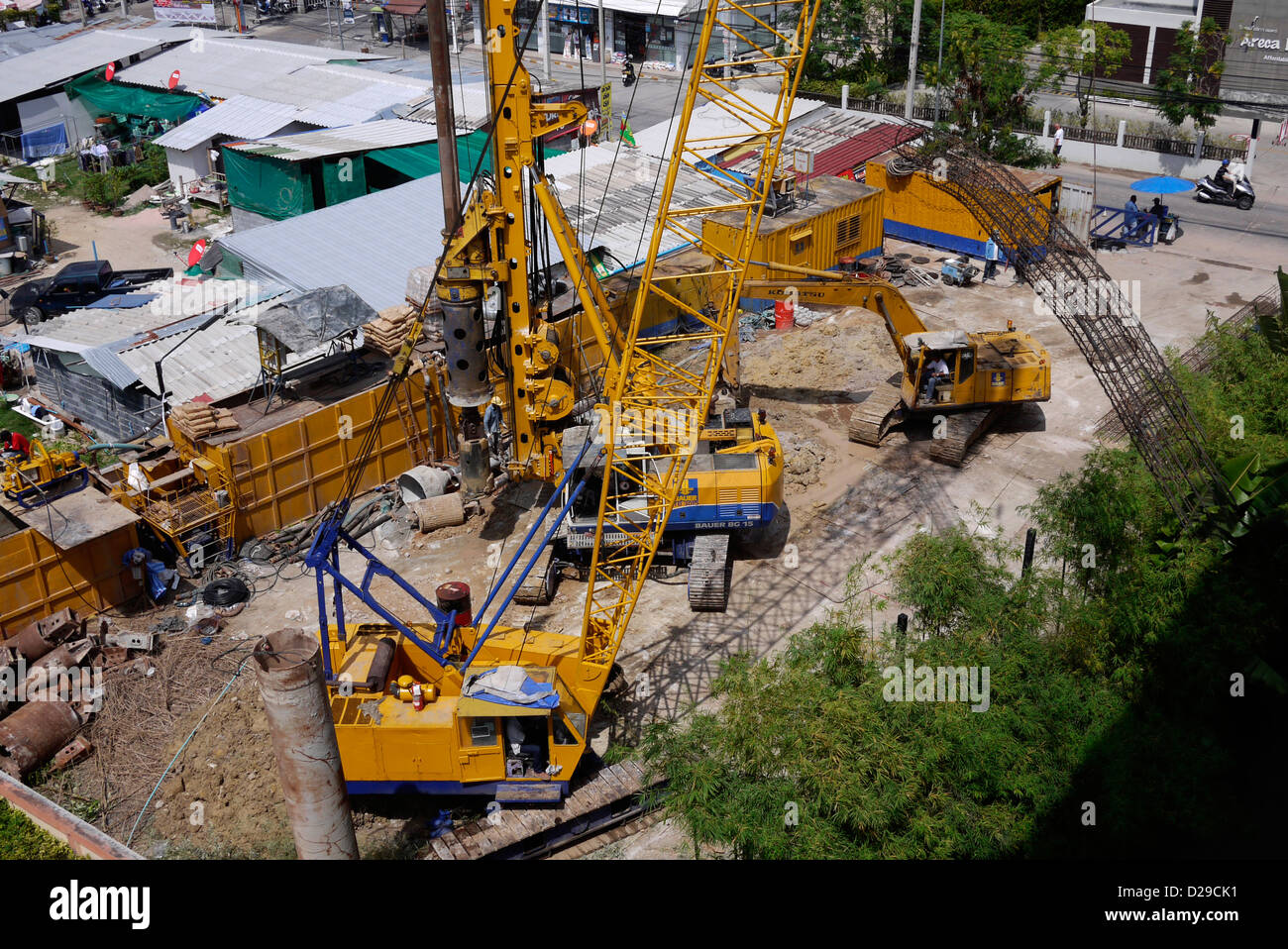 Heavy equipment laying foundations on a Construction Site in Pattaya ...