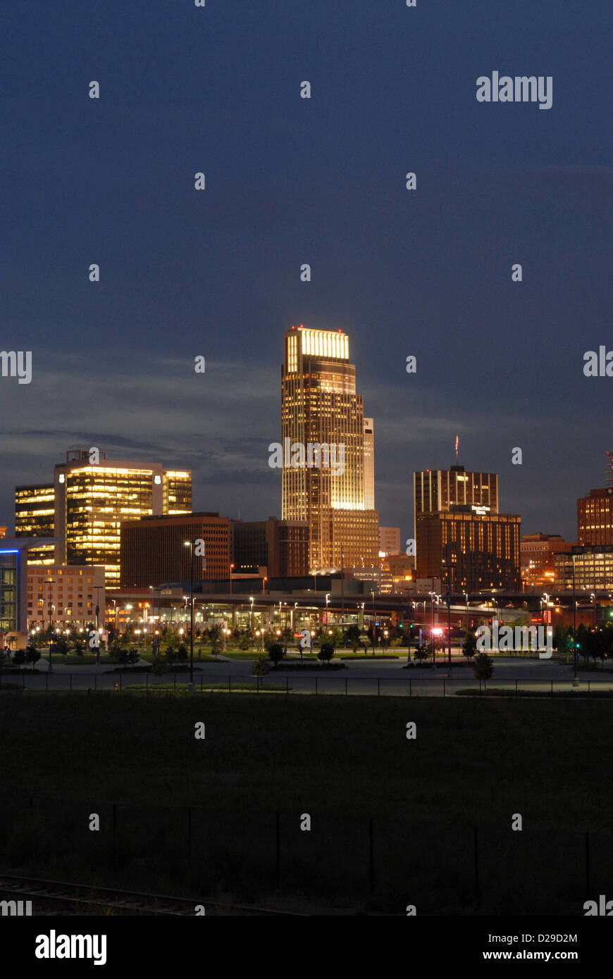 Nebraska skyline at night hi-res stock photography and images - Alamy