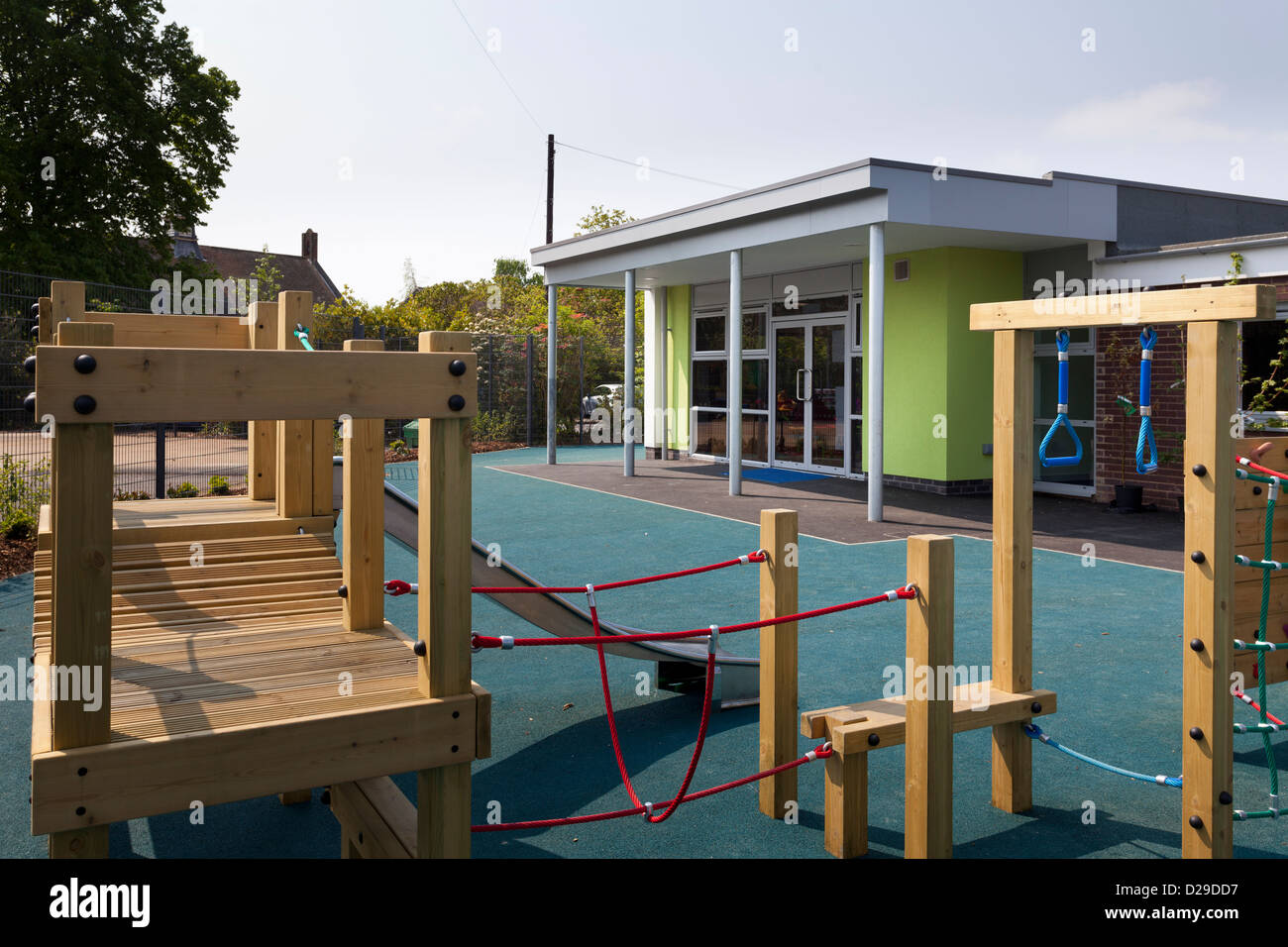Emmer green childrens centre hi-res stock photography and images - Alamy