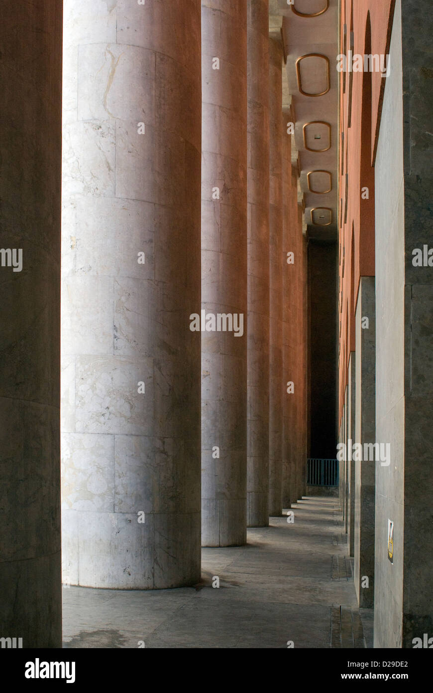 Sicile Italy columns Palermo poste Stock Photo - Alamy