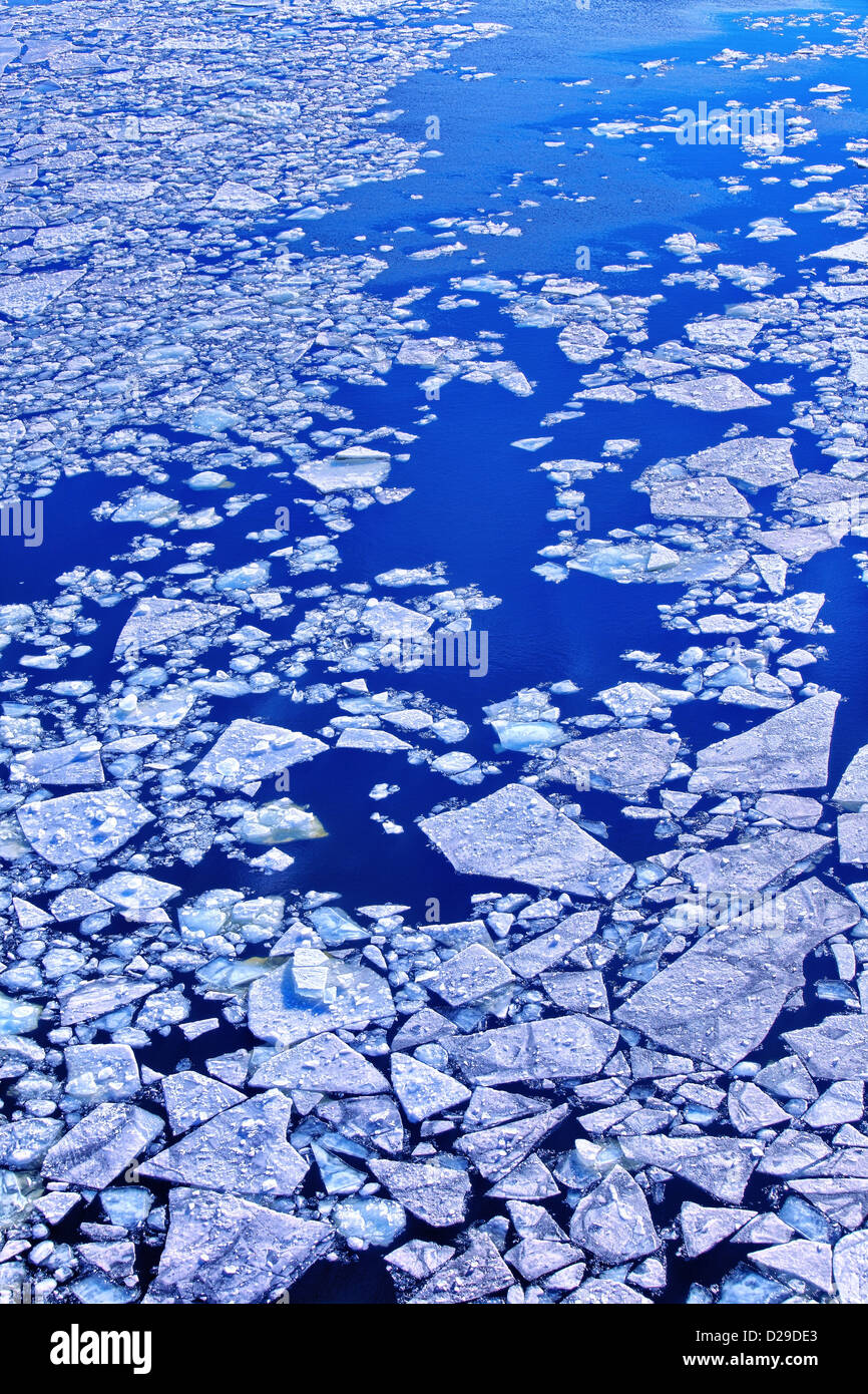 Broken ice hi-res stock photography and images - Alamy