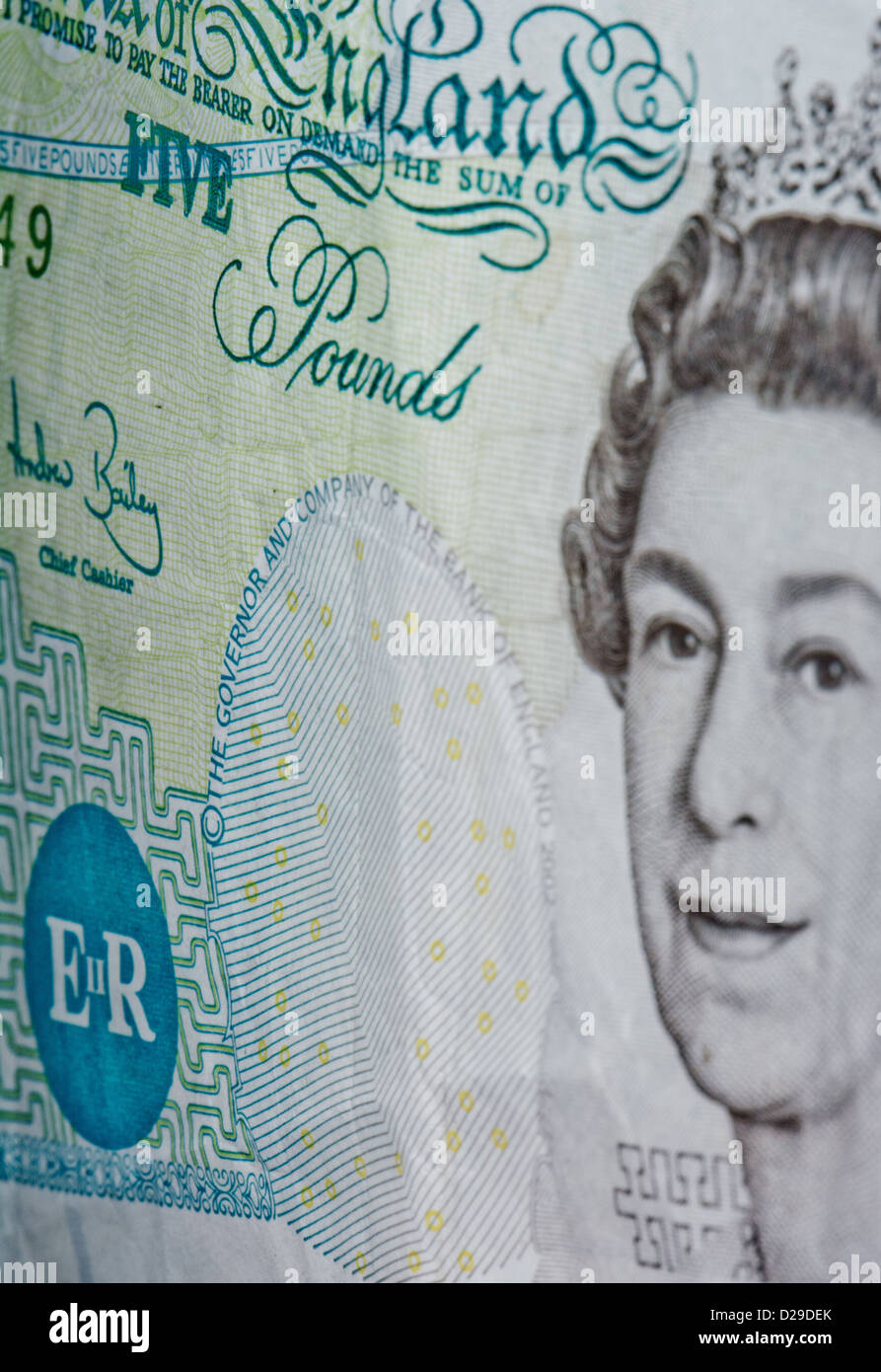 Big close-up British five pound note Stock Photo - Alamy