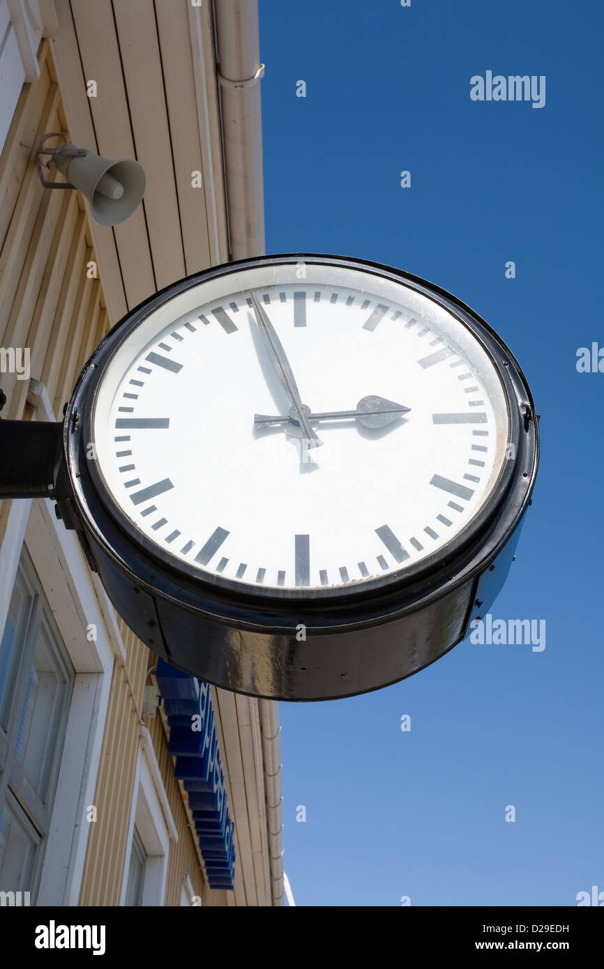 Day time clock hi-res stock photography and images - Alamy