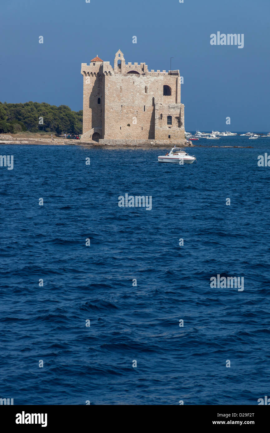 Saint honorat island hi-res stock photography and images - Alamy