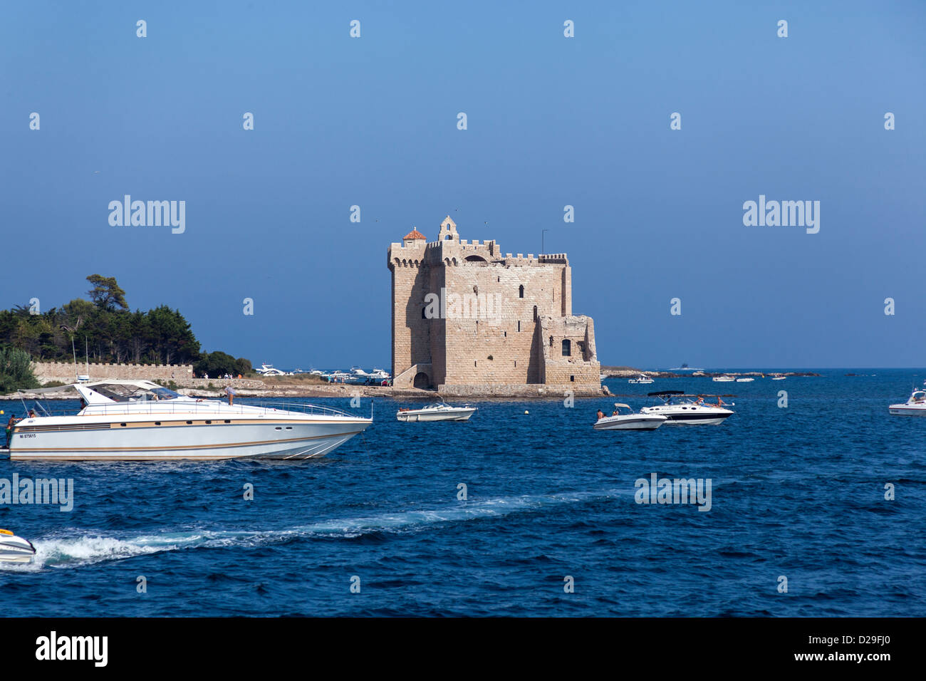 Saint honorat island hi-res stock photography and images - Alamy