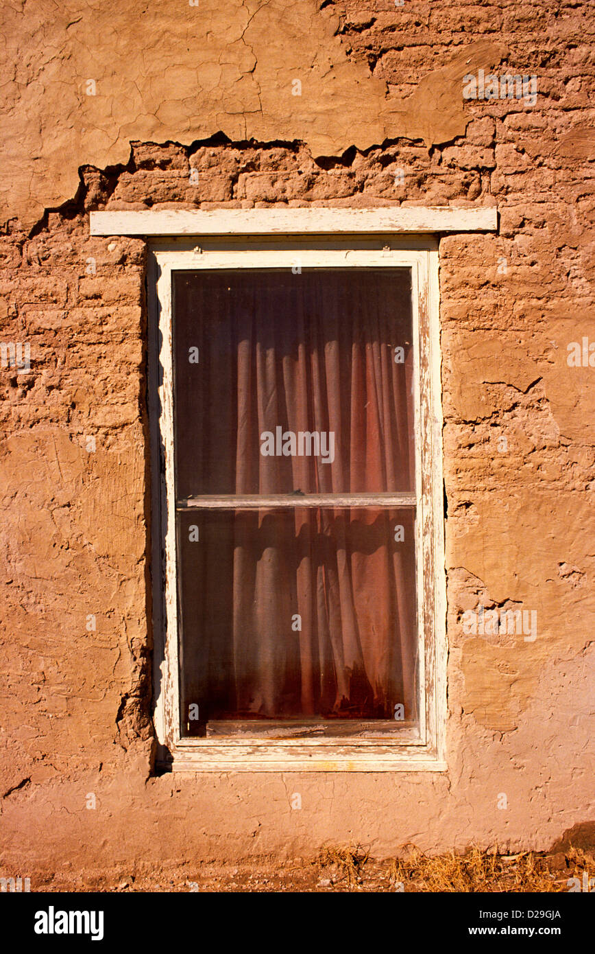 ADOBE HOME WINDOW DETAIL Stock Photo - Alamy