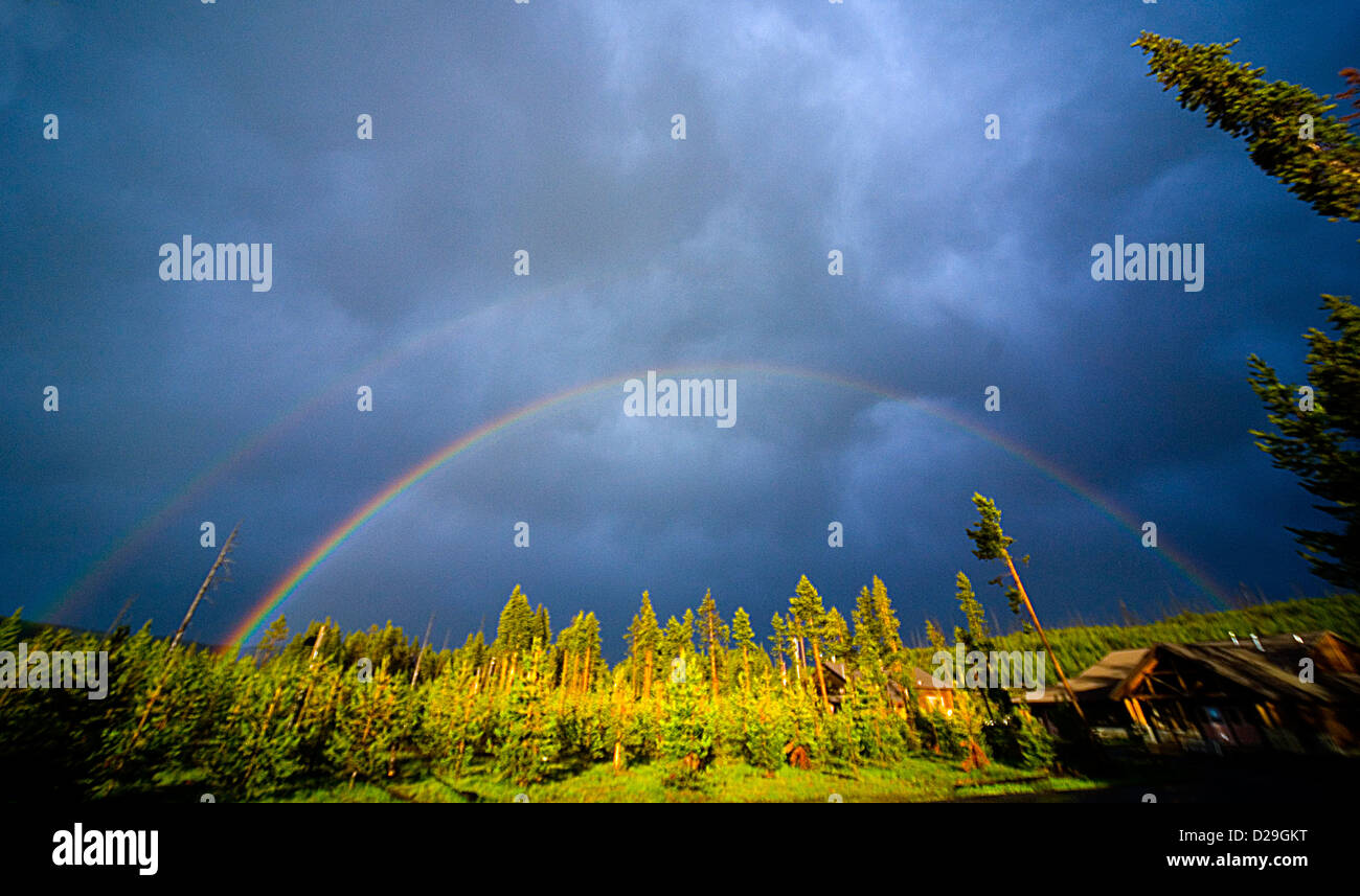 Rainbow over yellowstone hi-res stock photography and images - Alamy