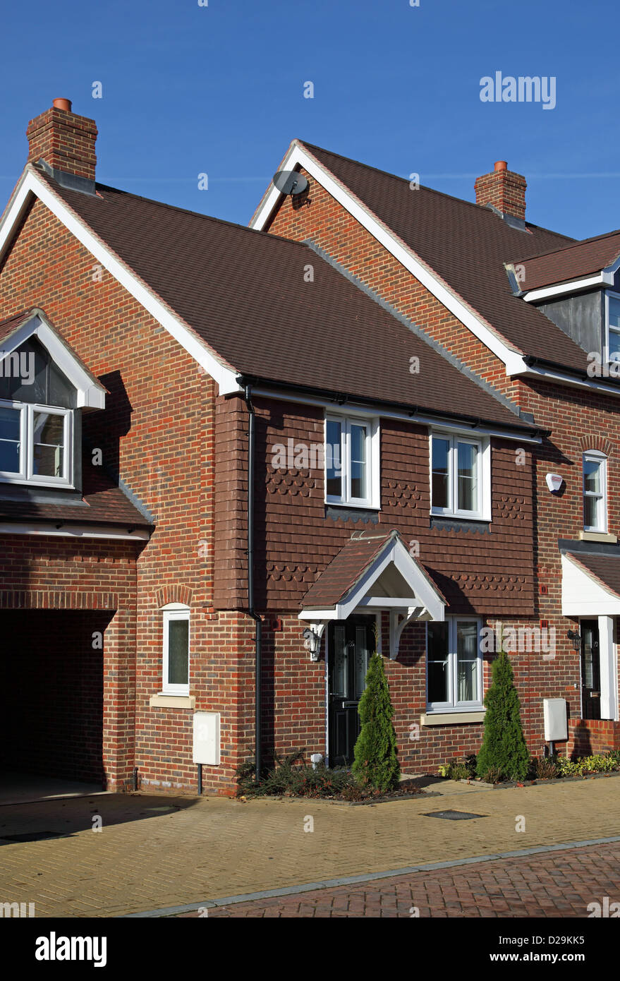 New build house uk village hi-res stock photography and images - Alamy