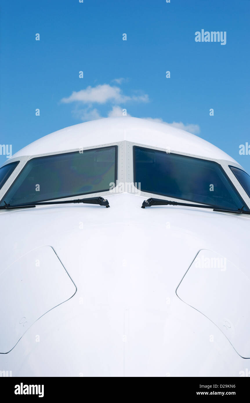 Front cockpit aircraft hi-res stock photography and images - Alamy