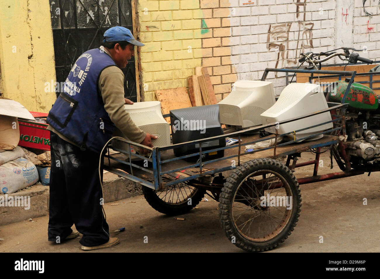 Old computer hi-res stock photography and images - Alamy