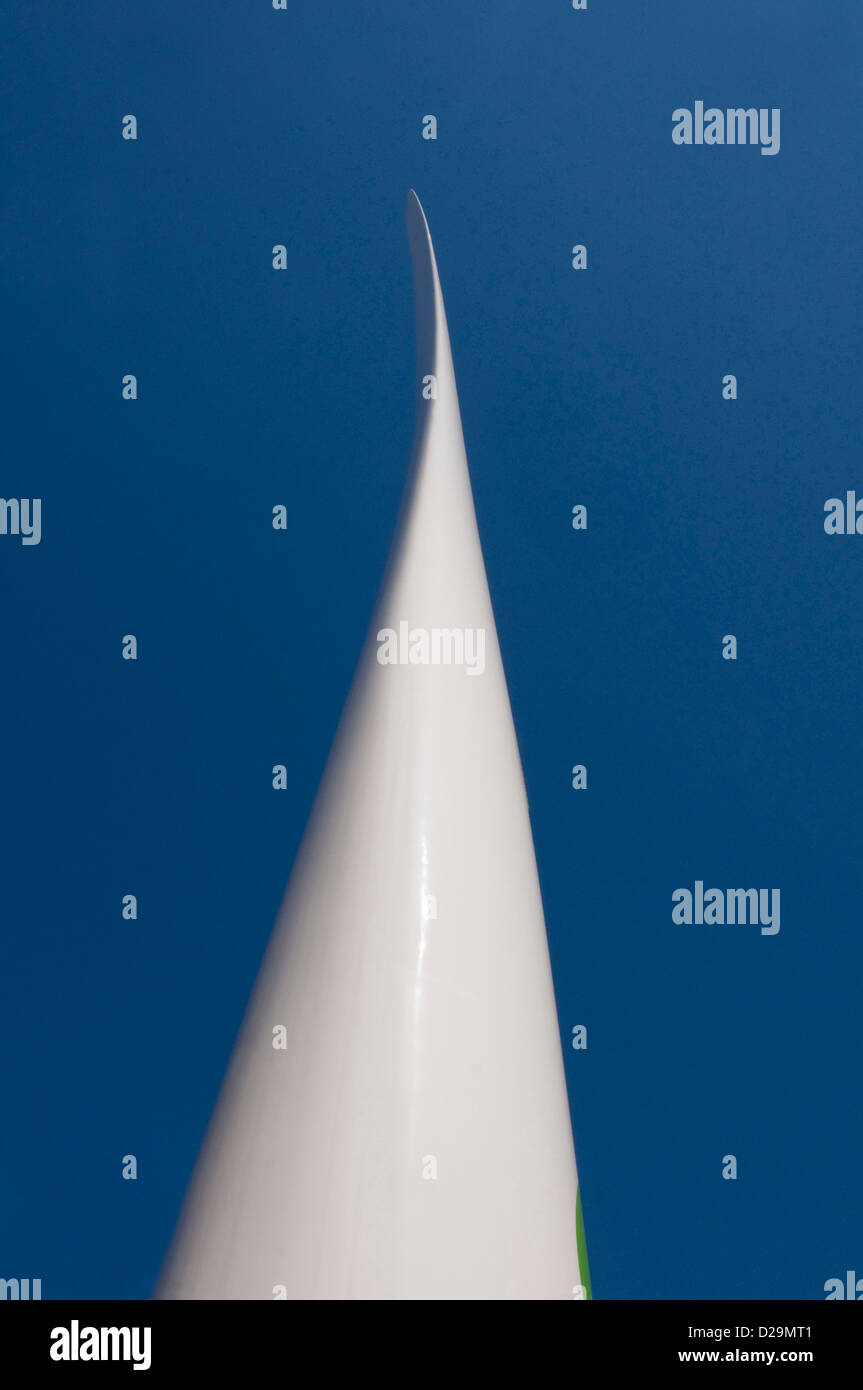 Single wind turbine blade Stock Photo - Alamy