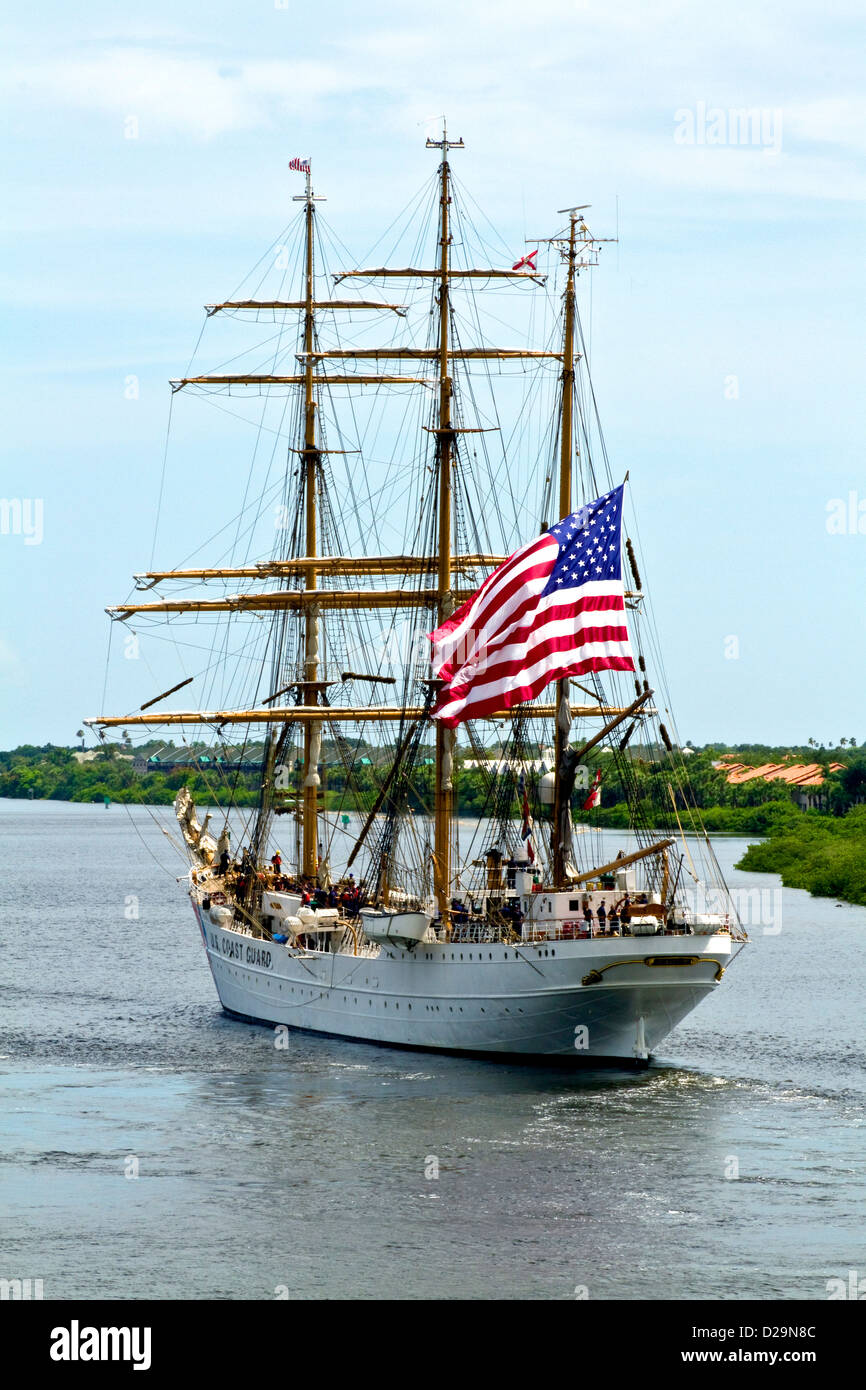Us coast guard barque eagle hi-res stock photography and images - Alamy
