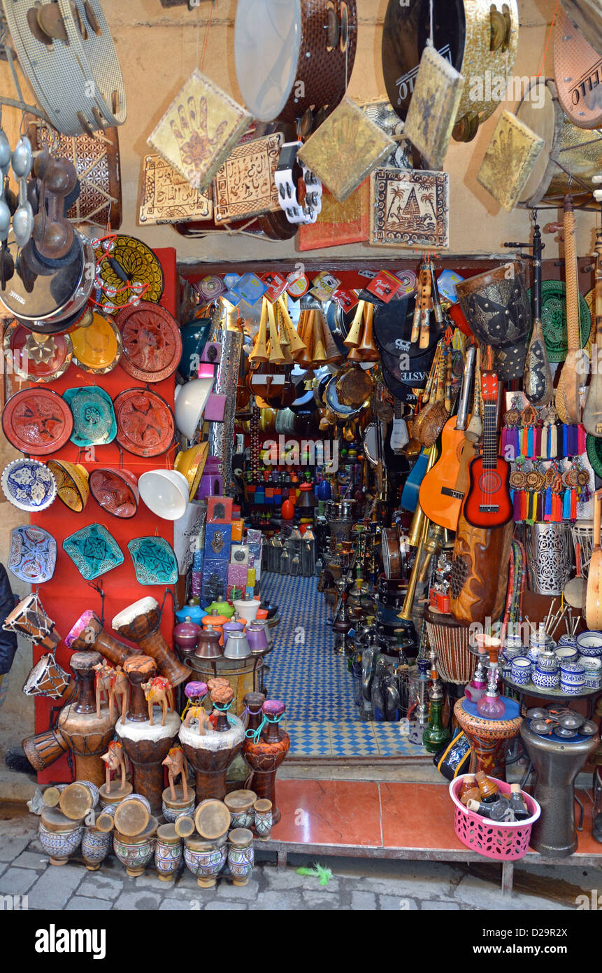 Souvenir shop, Fez, Morocco Stock Photo - Alamy