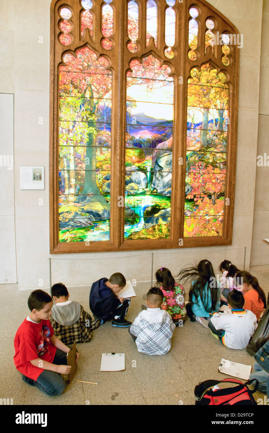 Children museum class hi-res stock photography and images - Alamy