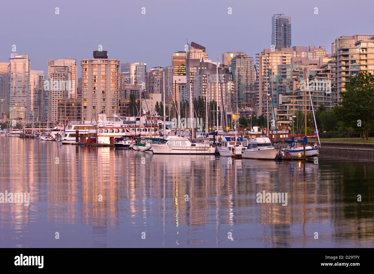 COAL HARBOUR FROM STANLEY PARK DOWNTOWN SKYLINE VANCOUVER BRITISH ...