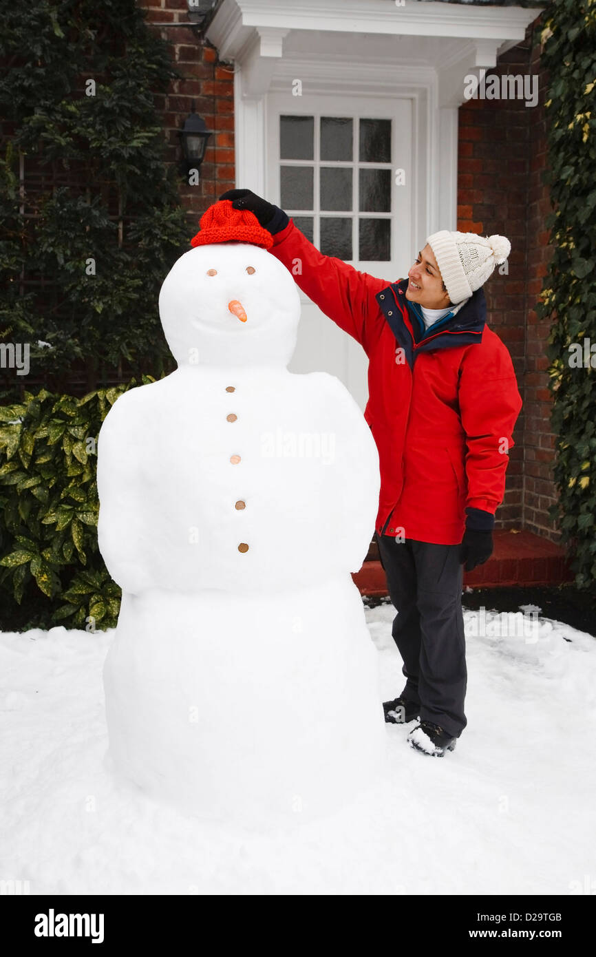 Real snowman hi-res stock photography and images - Alamy