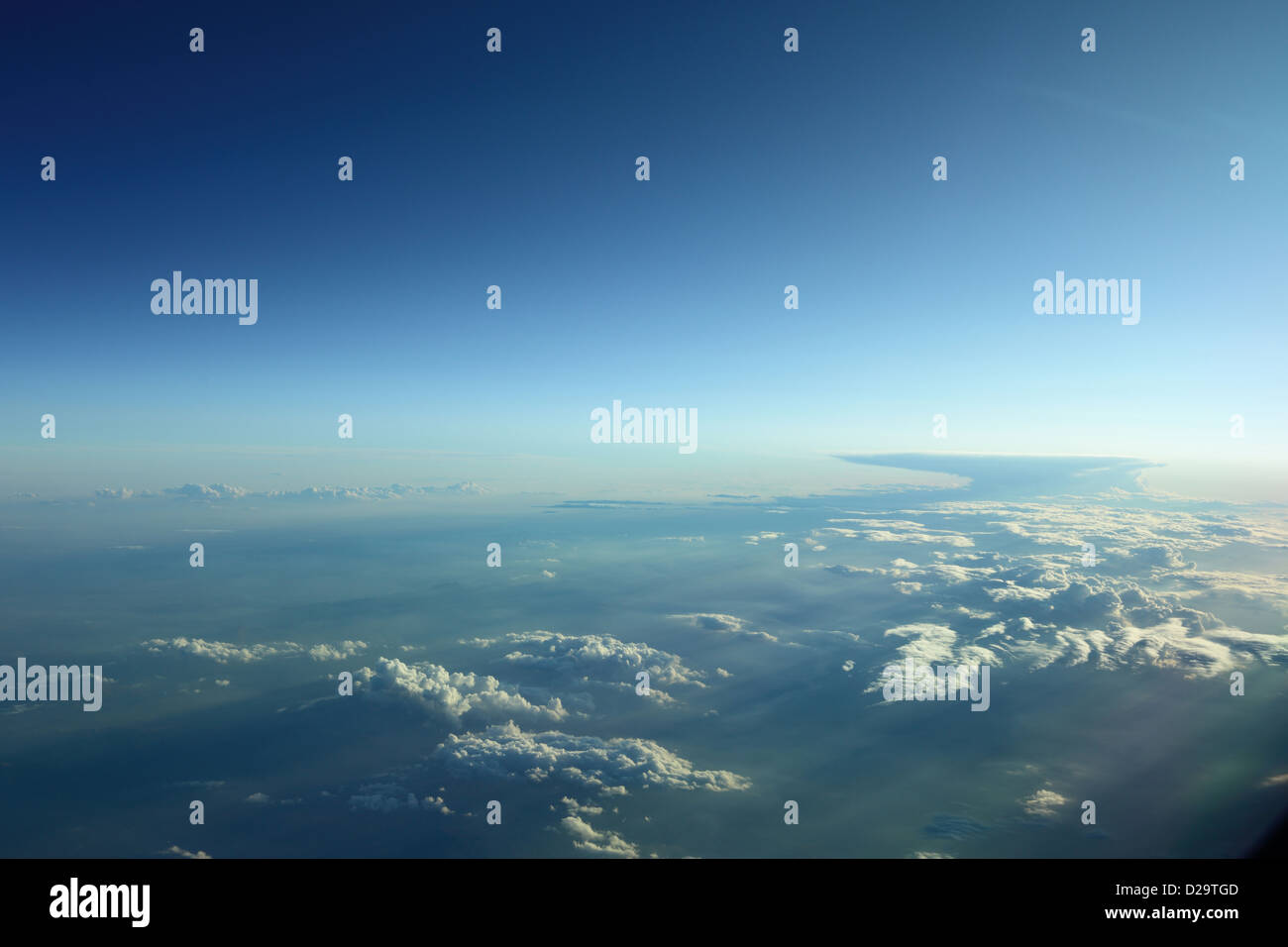 Anvil clouds hi-res stock photography and images - Alamy