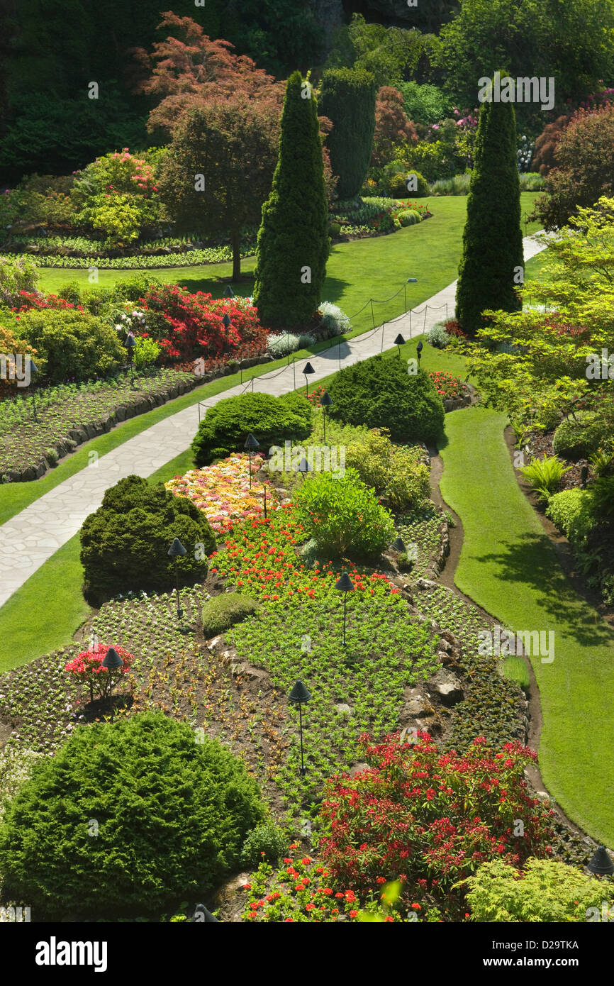 PATHWAY SUNKEN GARDEN BUTCHART GARDENS VICTORIA VANCOUVER ISLAND ...