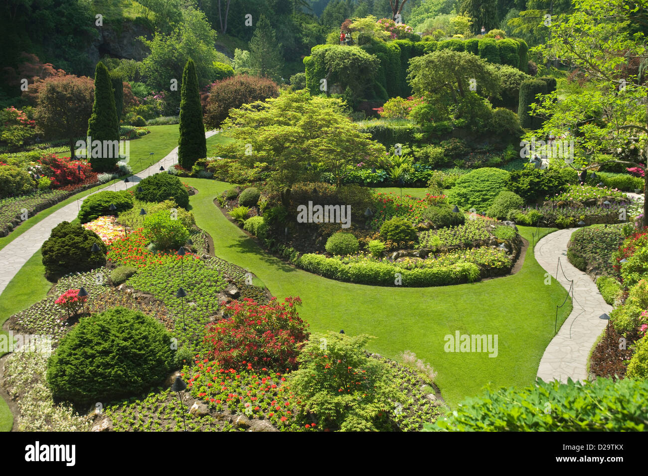 PATHWAY SUNKEN GARDEN BUTCHART GARDENS VICTORIA VANCOUVER ISLAND ...