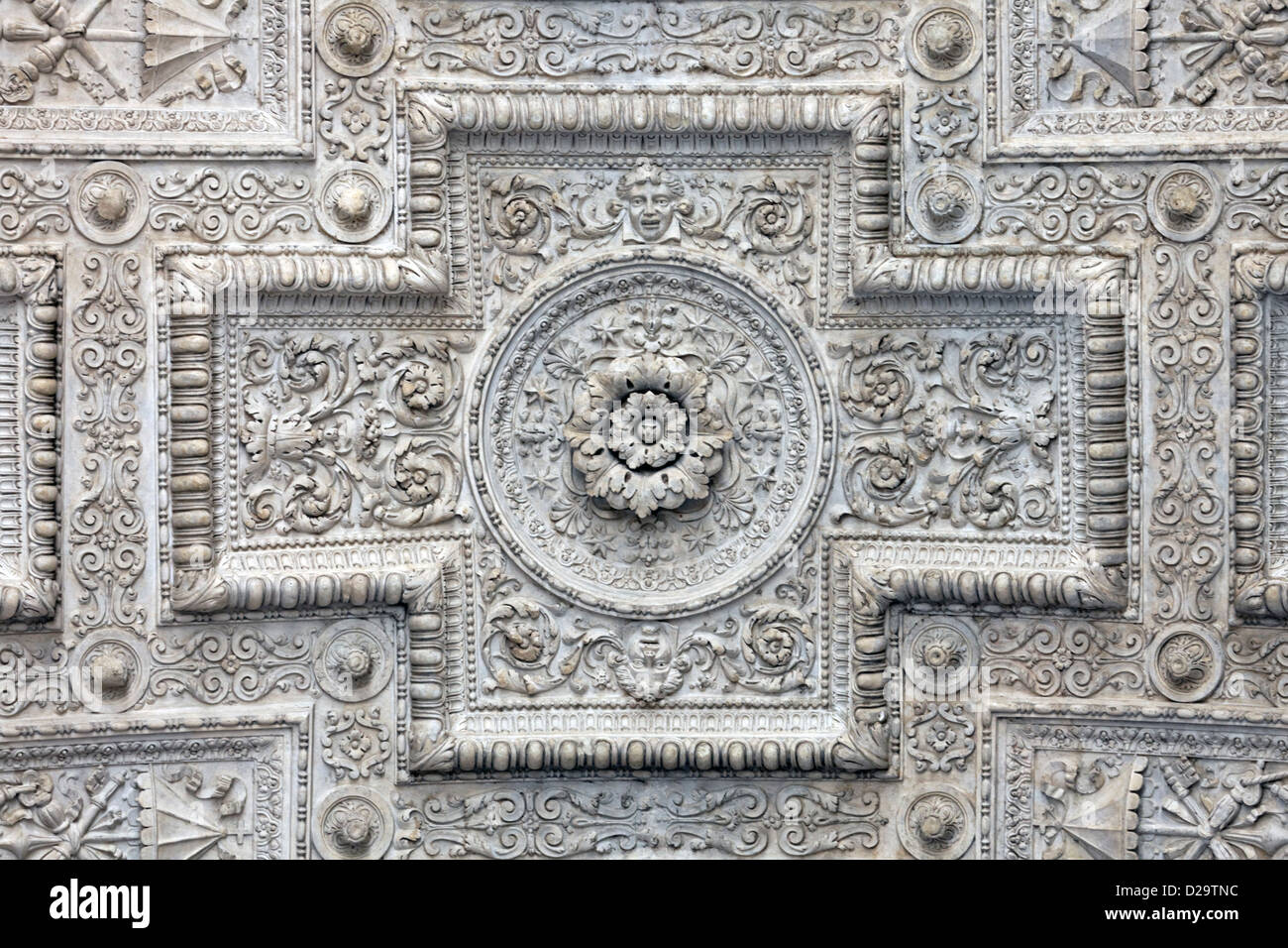 Decorated ceiling, Saint Peter's Basilica, Rome Italy Stock Photo - Alamy