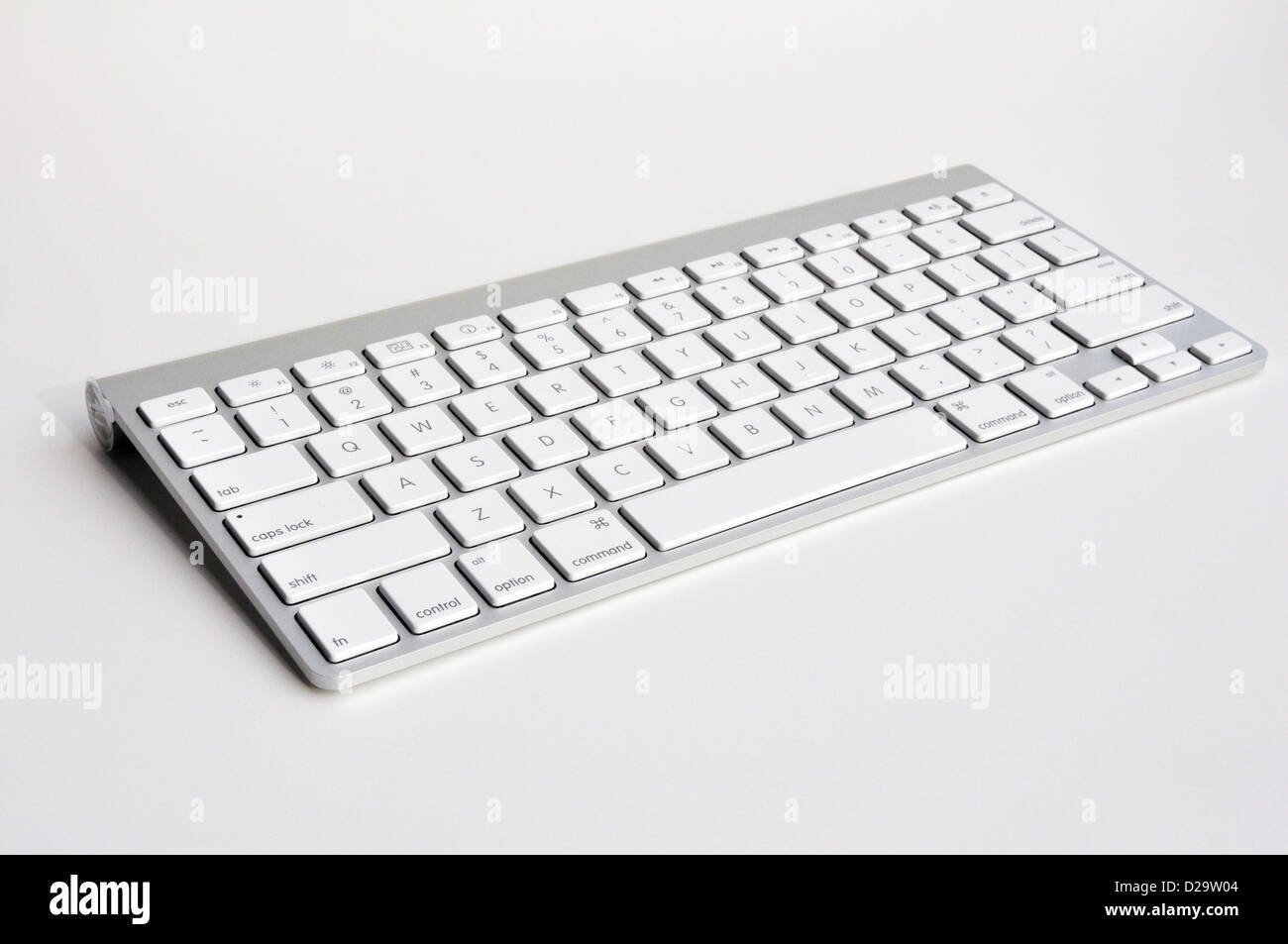 Apple wireless keyboard Stock Photo - Alamy