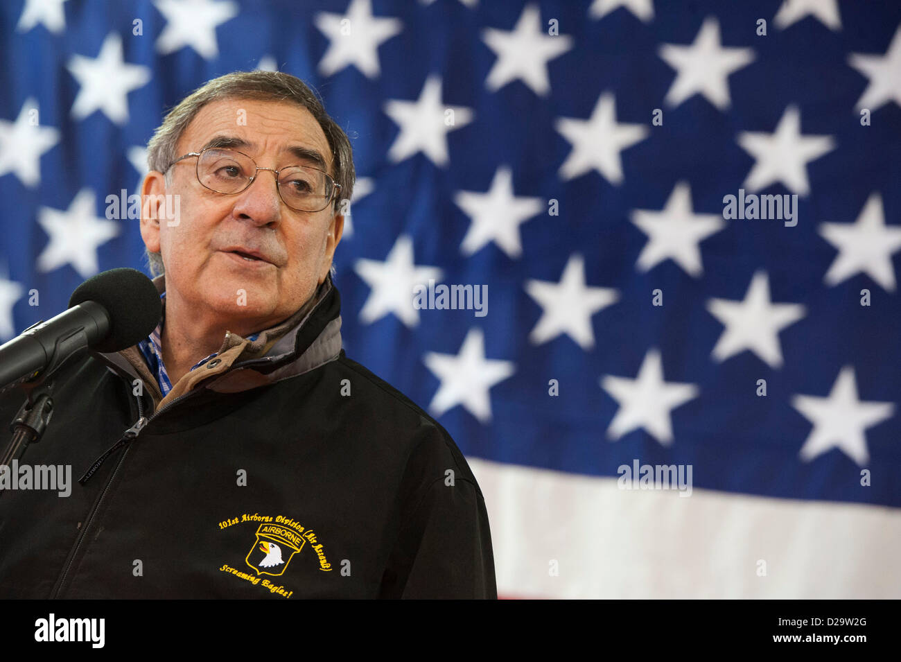 US Secretary of Defense Leon Panetta speaks with troops at US Army ...