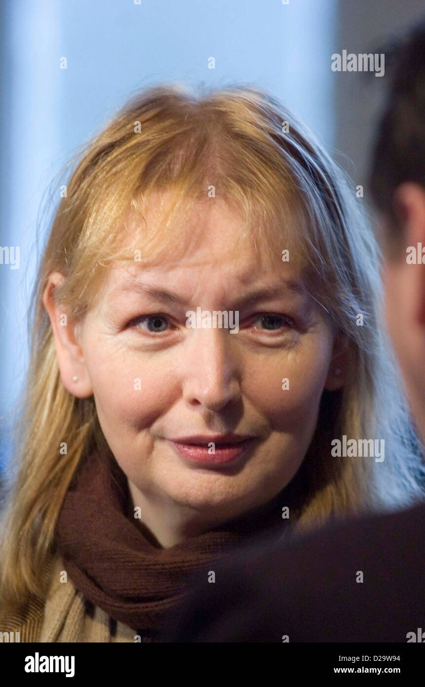 The reclusive folk singer Mary Hopkin making a rare public appearance ...