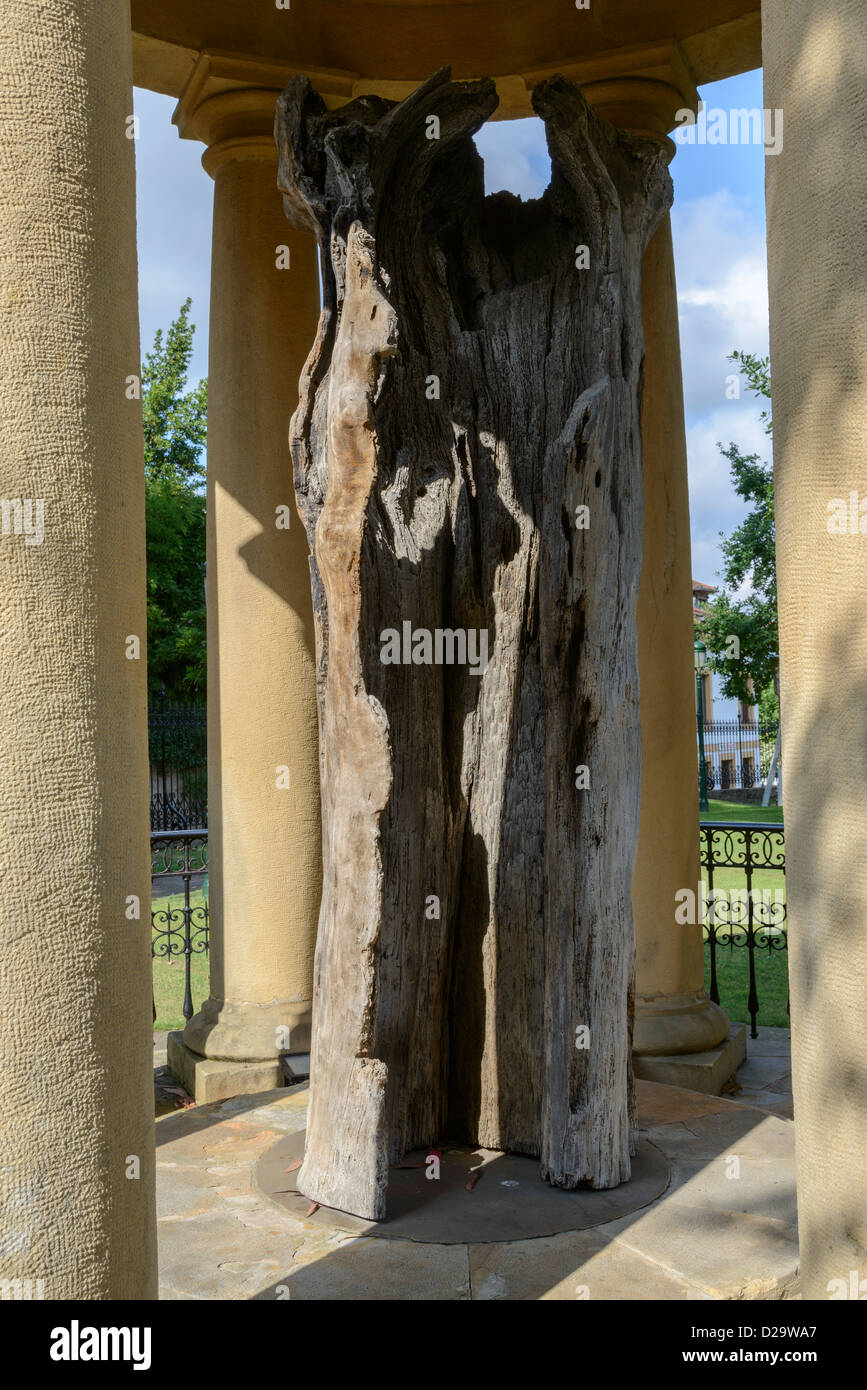 Gernica hi-res stock photography and images - Alamy