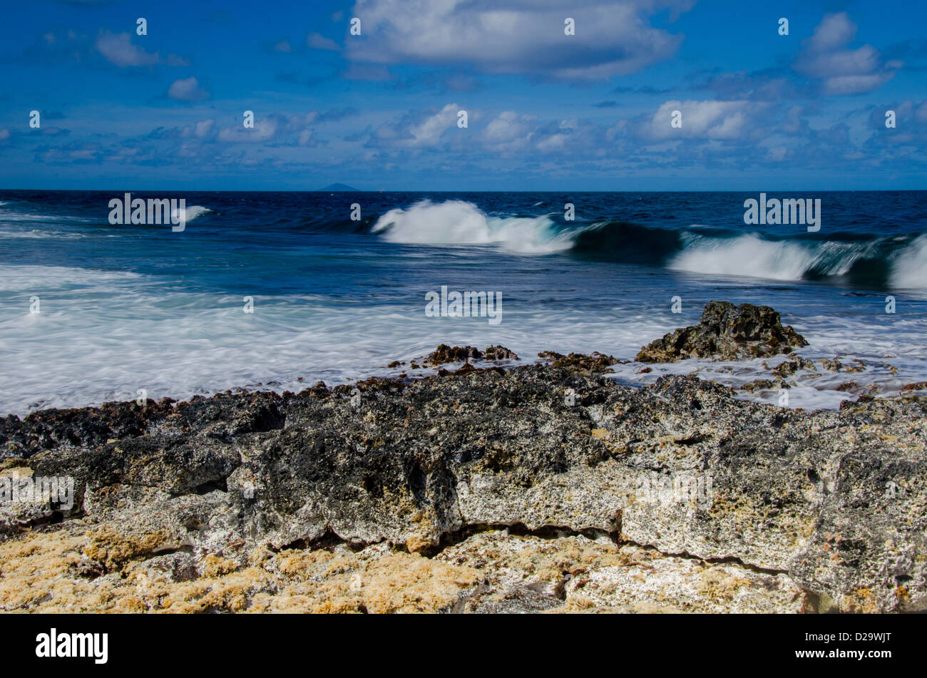 Angry waves hi-res stock photography and images - Alamy