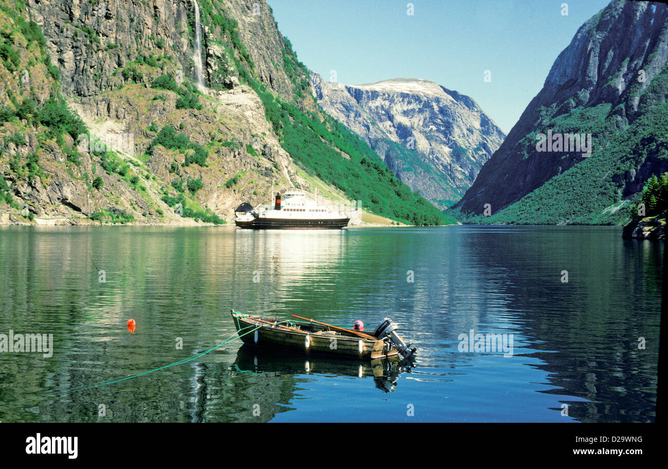 Norway. Ferry On Norweigan Fjord, Snow-Topped Mountains Stock Photo - Alamy