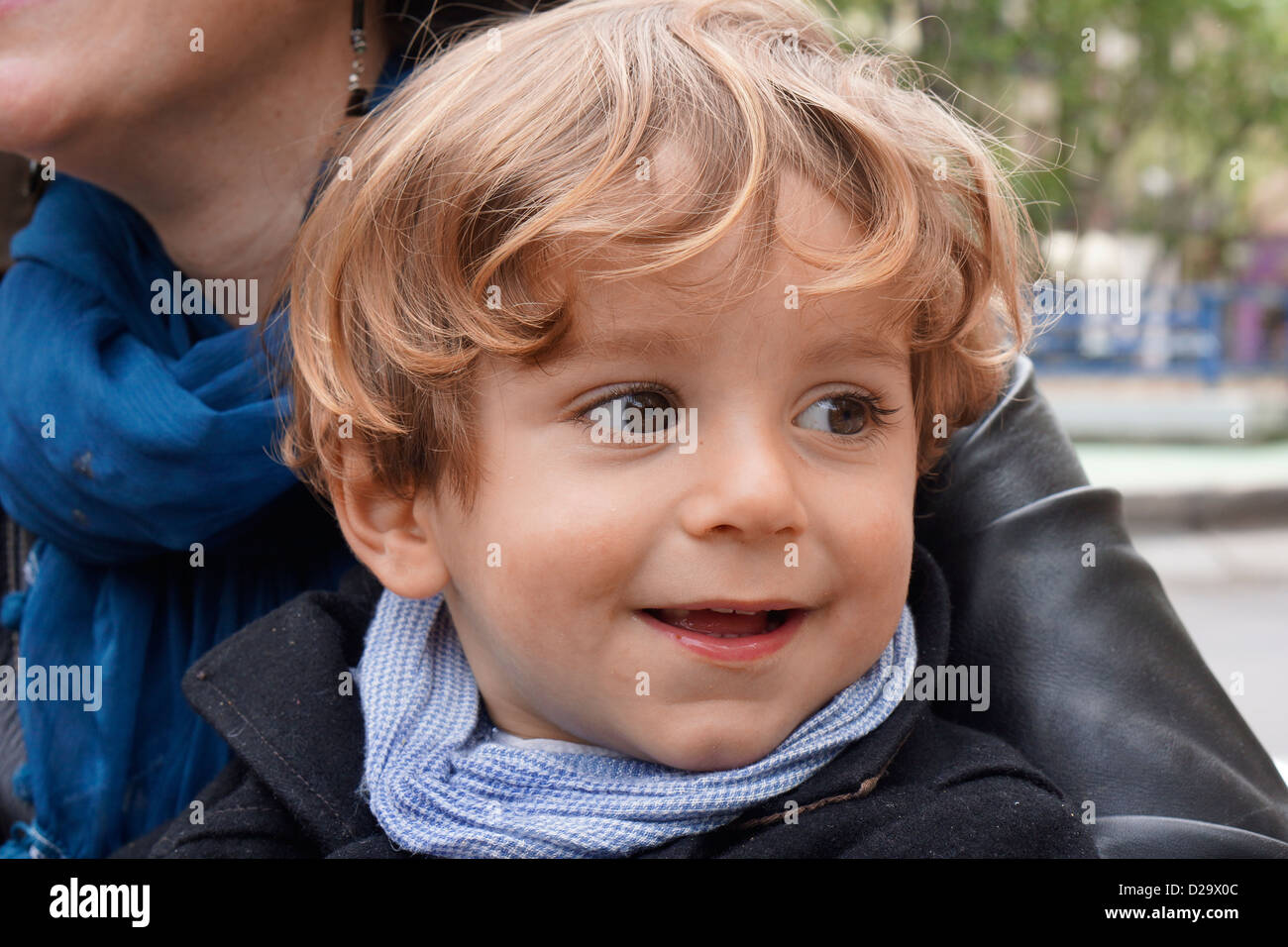 Blonde mom hi-res stock photography and images - Alamy