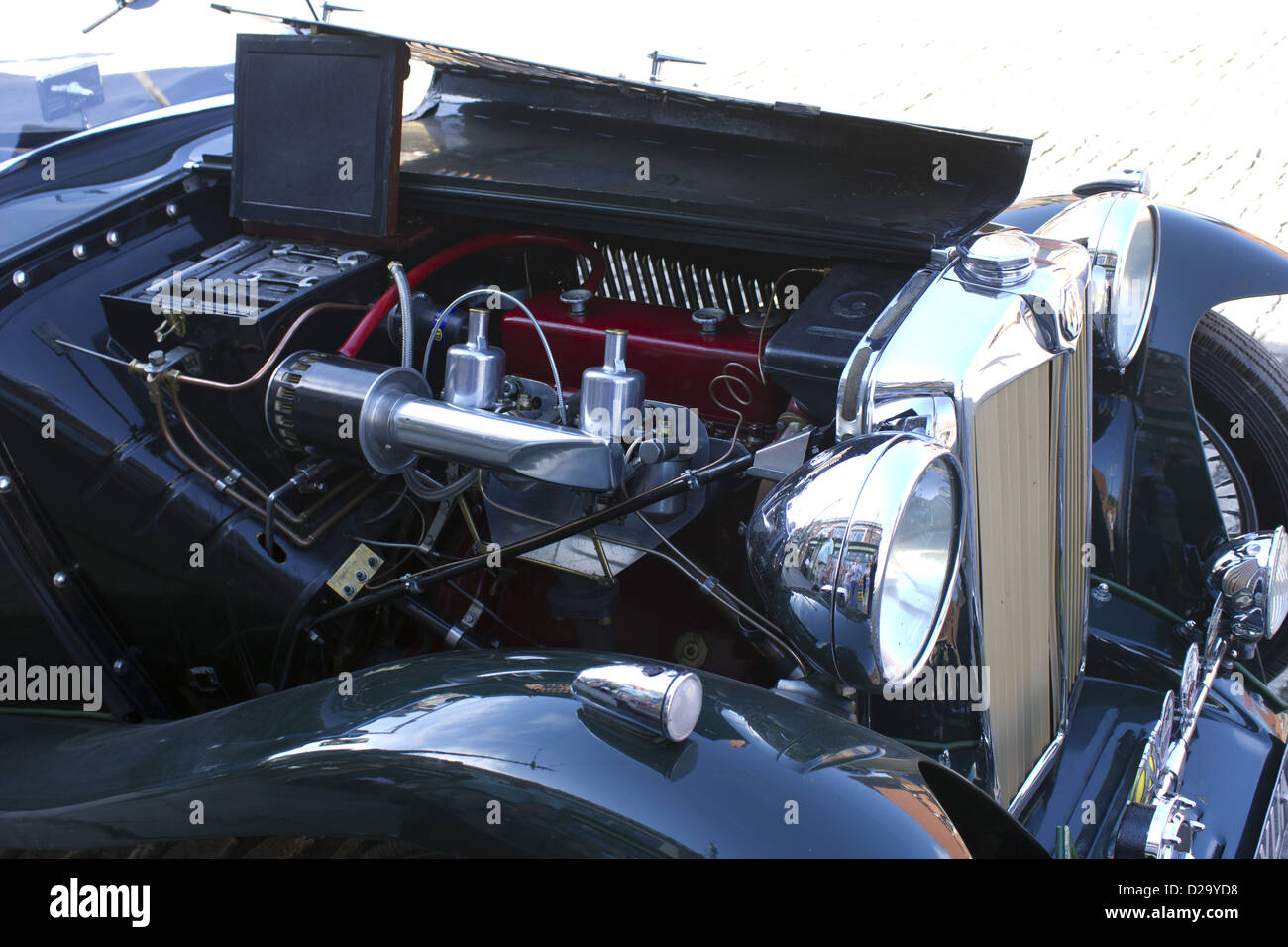 1938 MG TA Engine compartment Stock Photo - Alamy