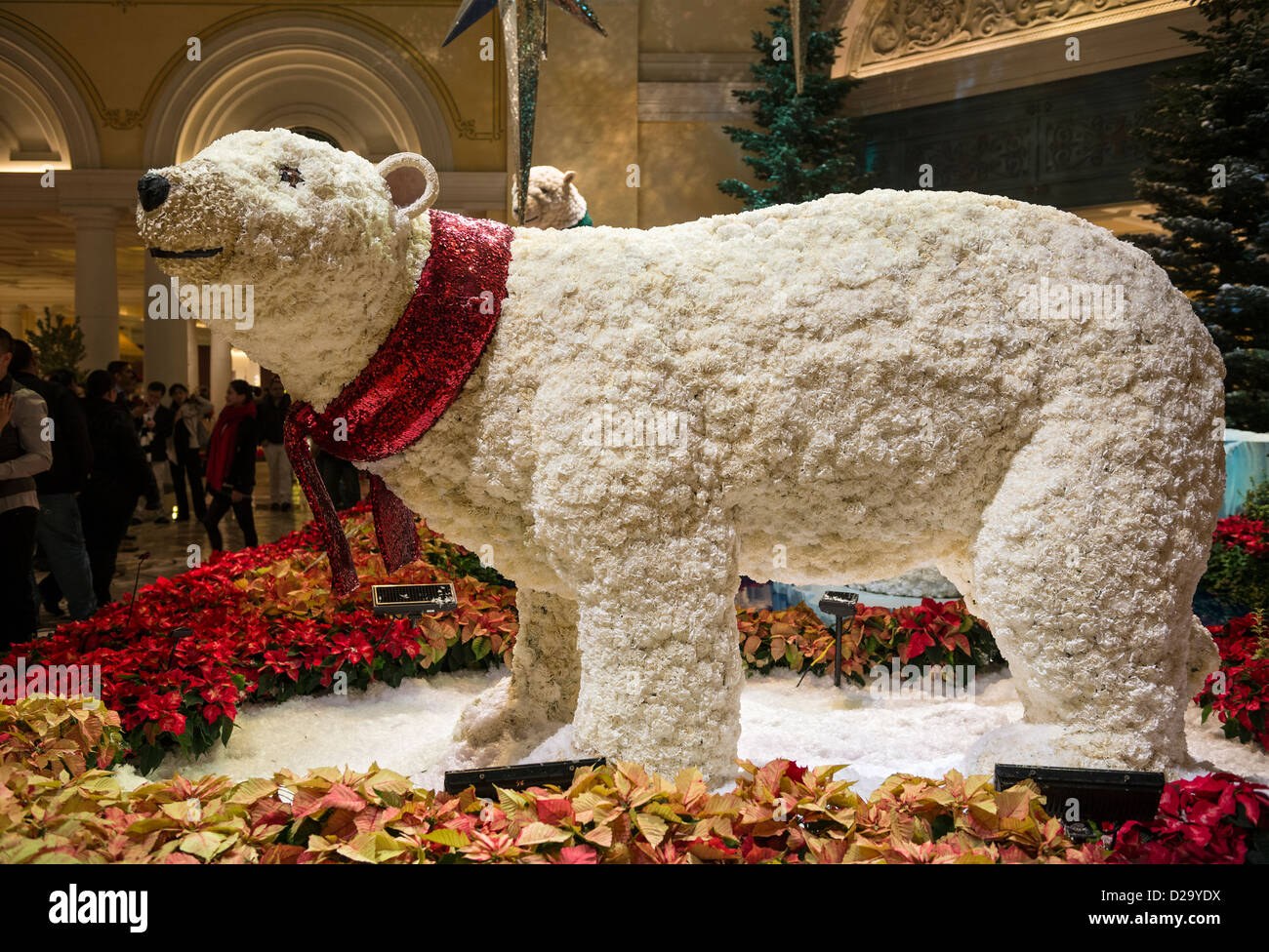 The magical holiday seasonal display at the Bellagio Conservatory and ...