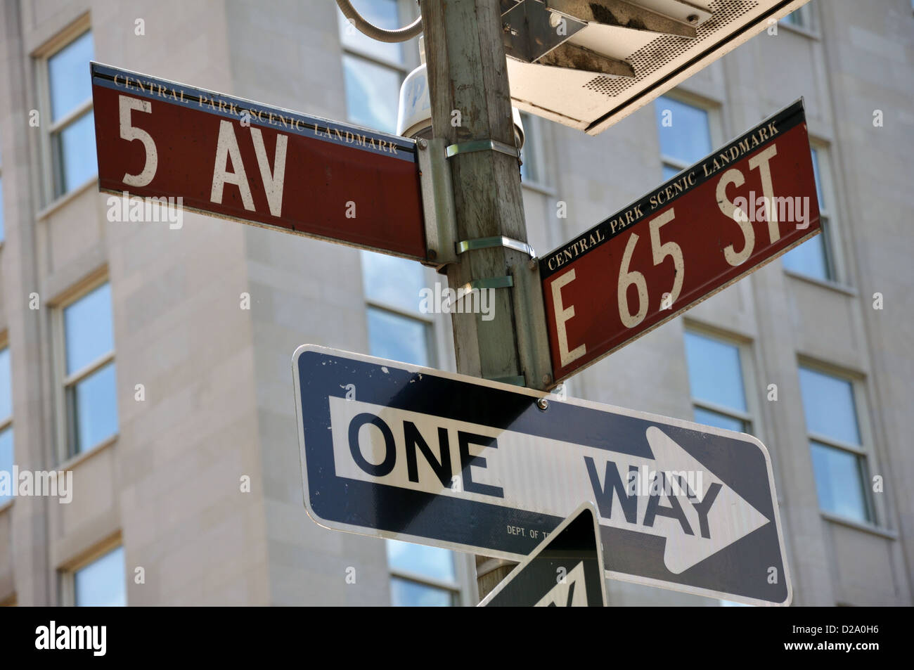 5th Avenue sign, New York City, USA Stock Photo - Alamy