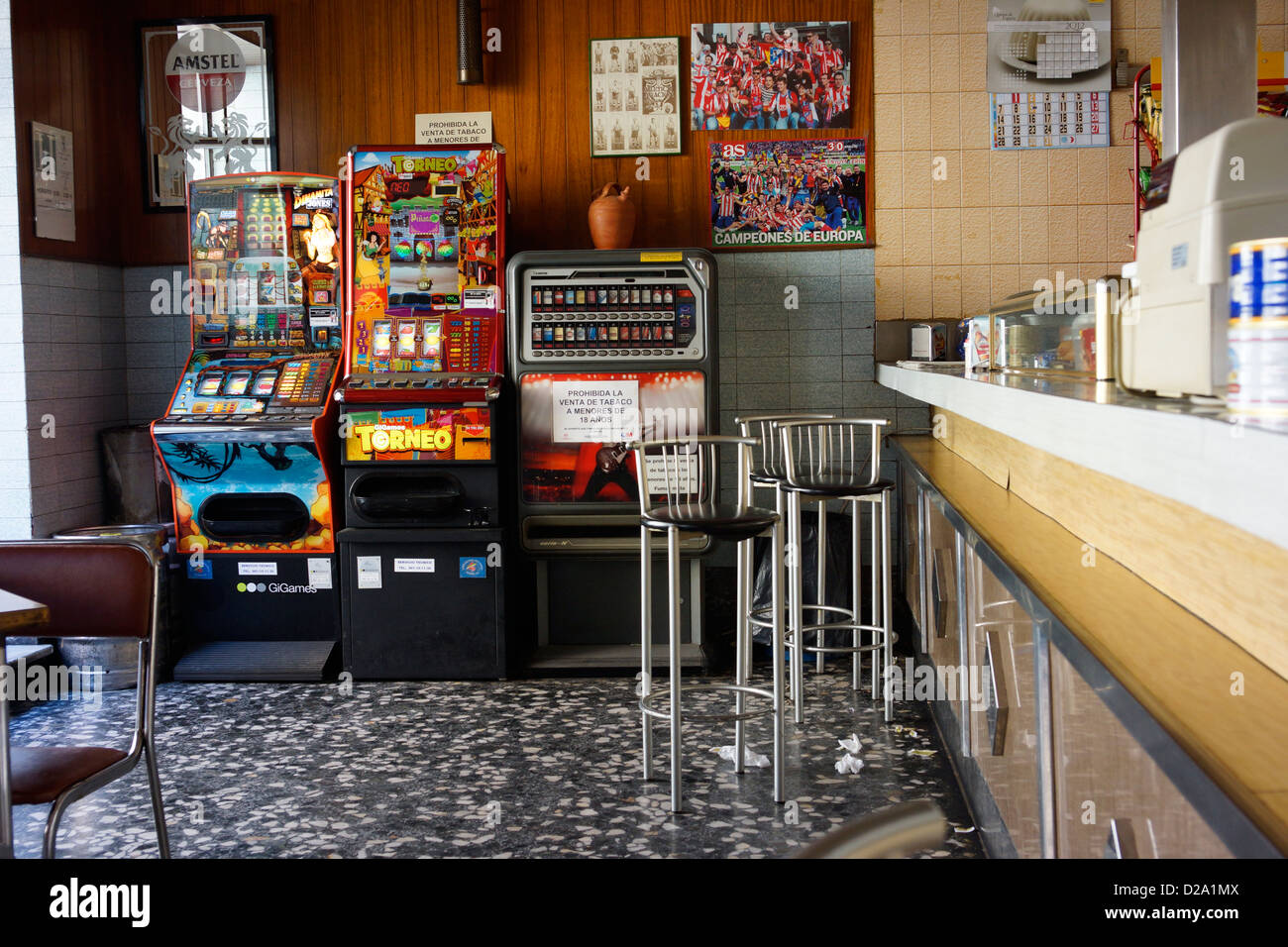 classic bar madrid spain interior Stock Photo - Alamy