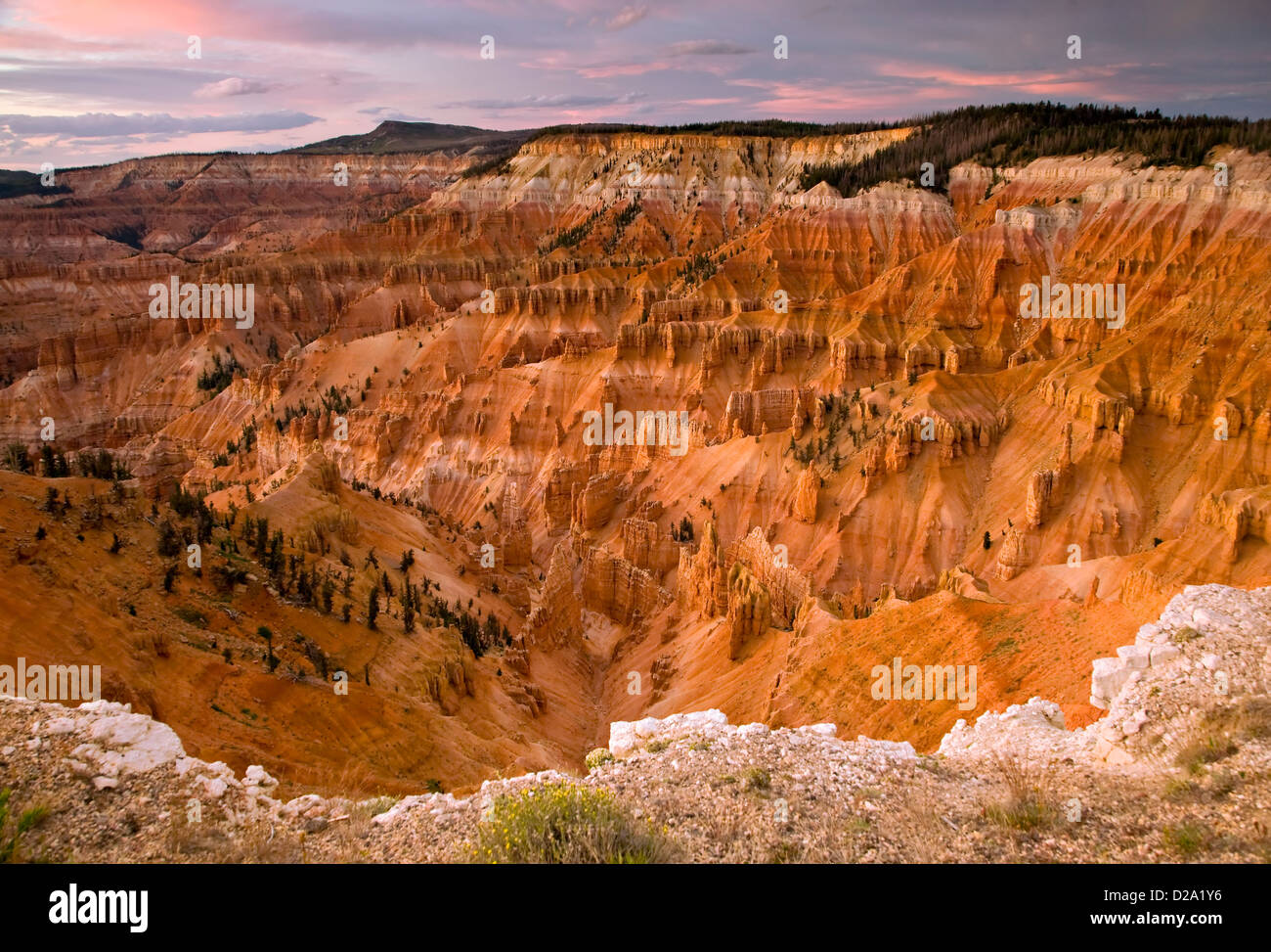 View of Cedar Breaks Amphitheater from the Ramparts Overlook Trail in ...