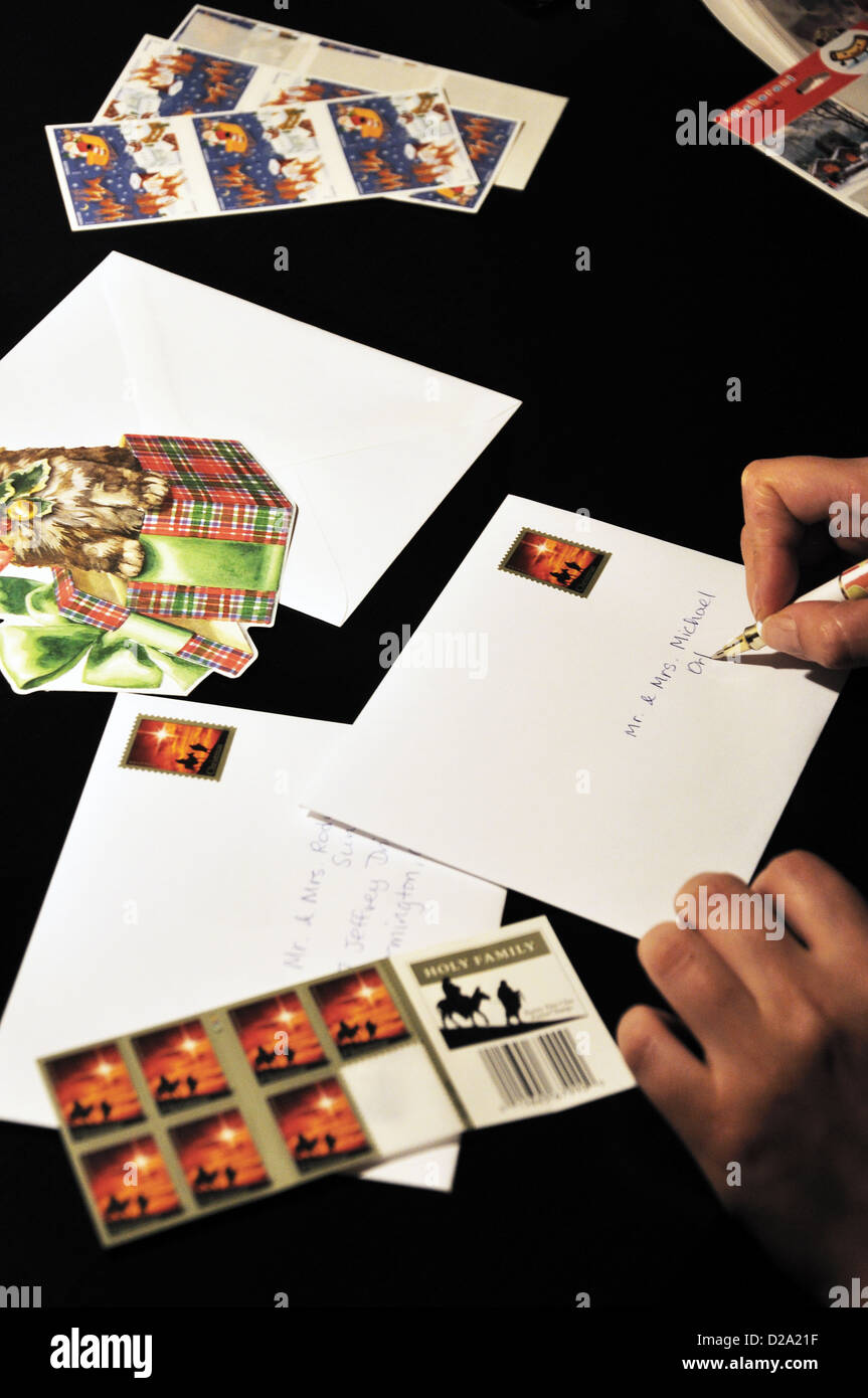 Sending cards hi-res stock photography and images - Alamy