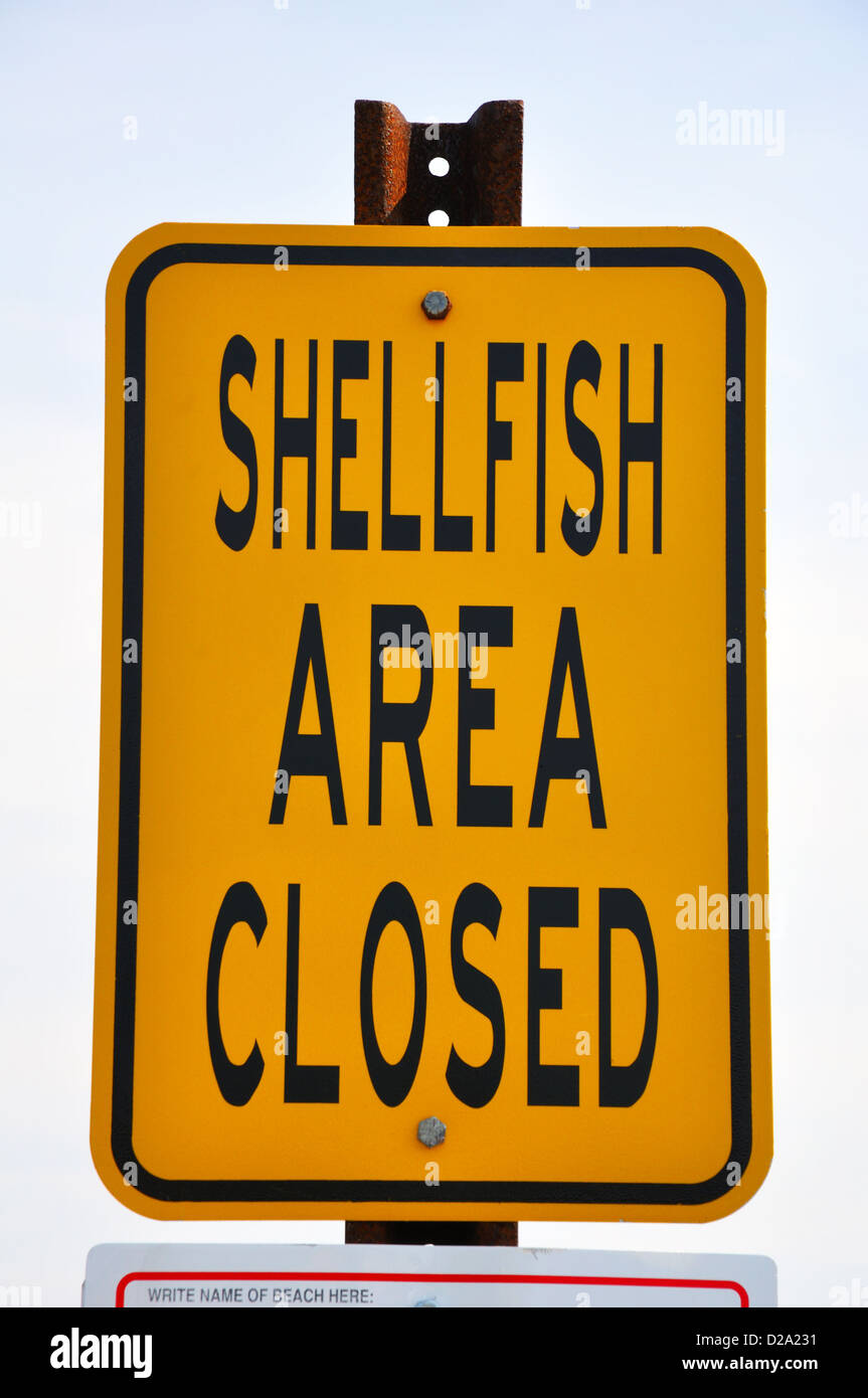 Sign no shellfish hi-res stock photography and images - Alamy